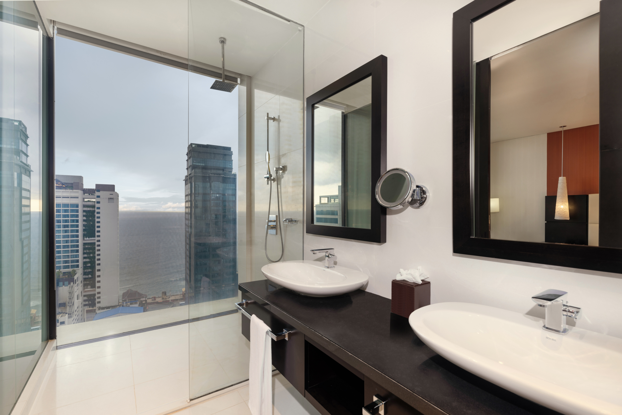 Rooms of the NH Collection Colombo