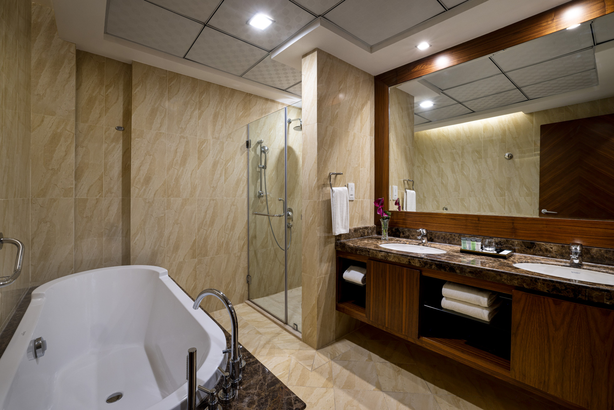 Rooms of the La Suite Dubai Hotel & Apartments