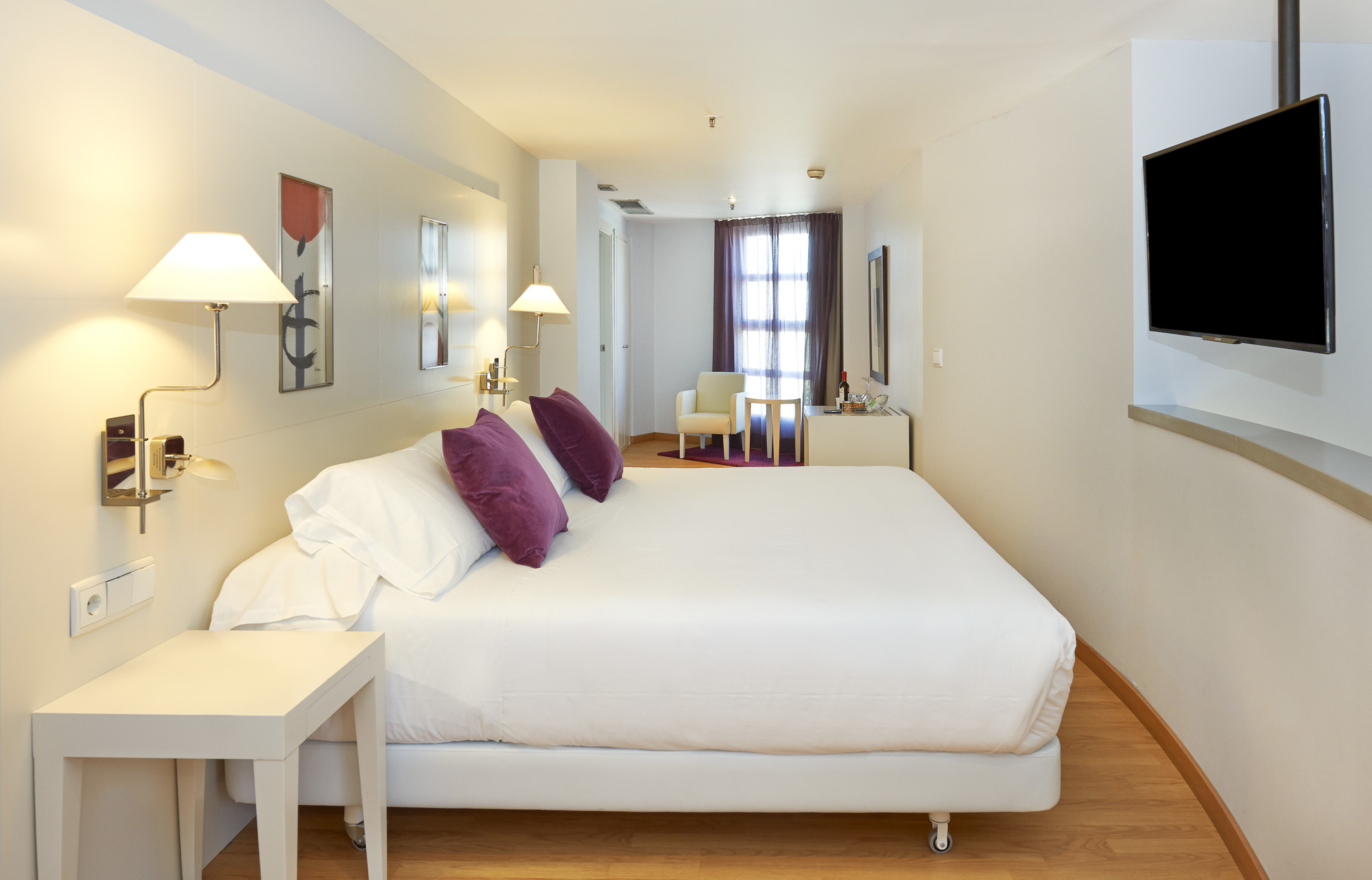Hotel NH Valencia Las Artes | Ahorra un 25% | nh-hoteles.es