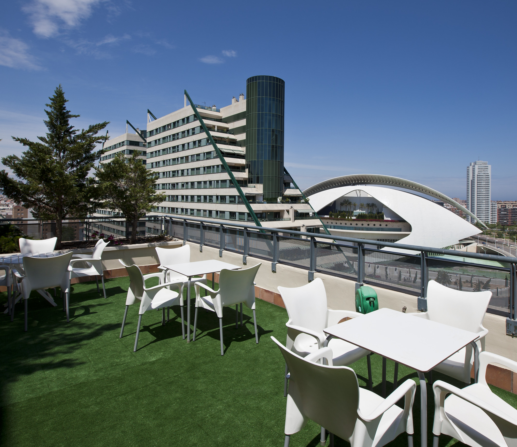 Hotel NH Valencia Las Artes | Up to 25% off | nh-hotels.com