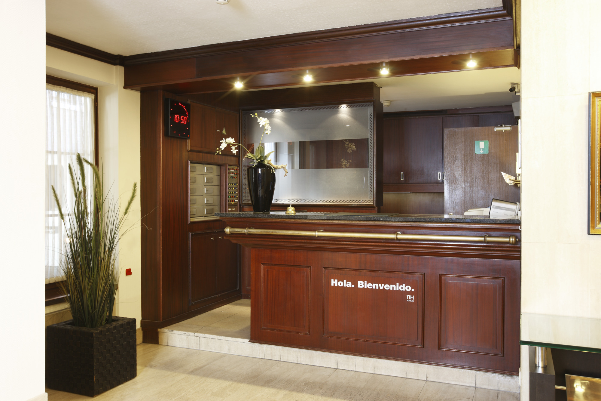 Hotel NH Mechelen | Up to 25% off | nh-hotels.com