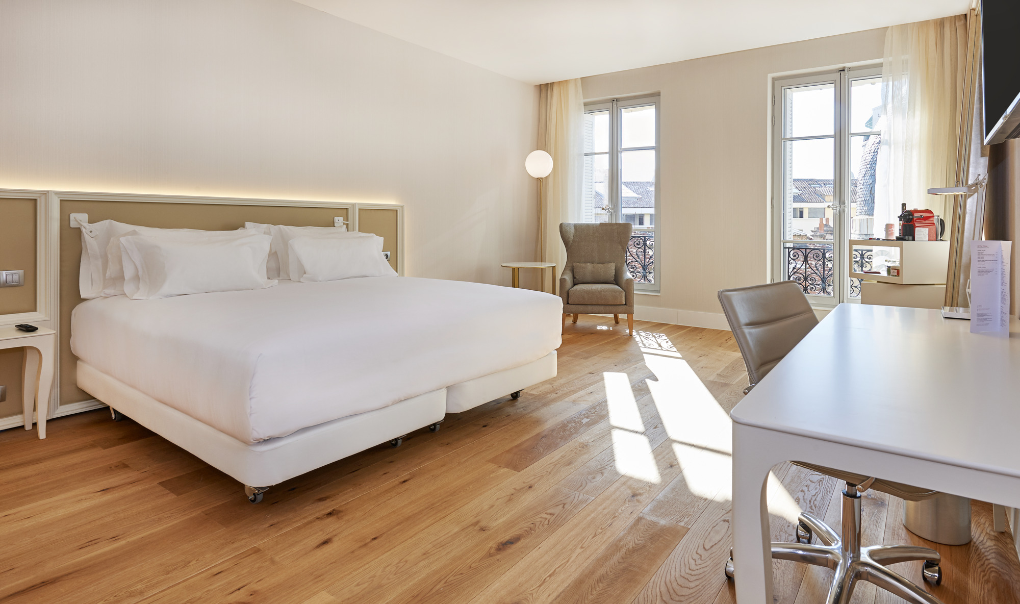 Hotel NH Collection Marseille | Up to 25% off | nh-hotels.com