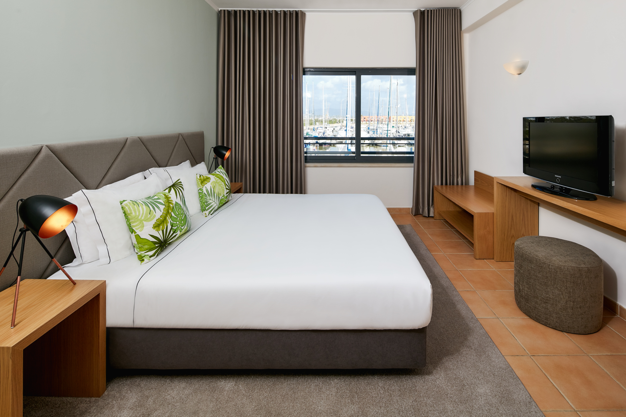 NH Marina Portimão Resort: reserve 4-star hotel