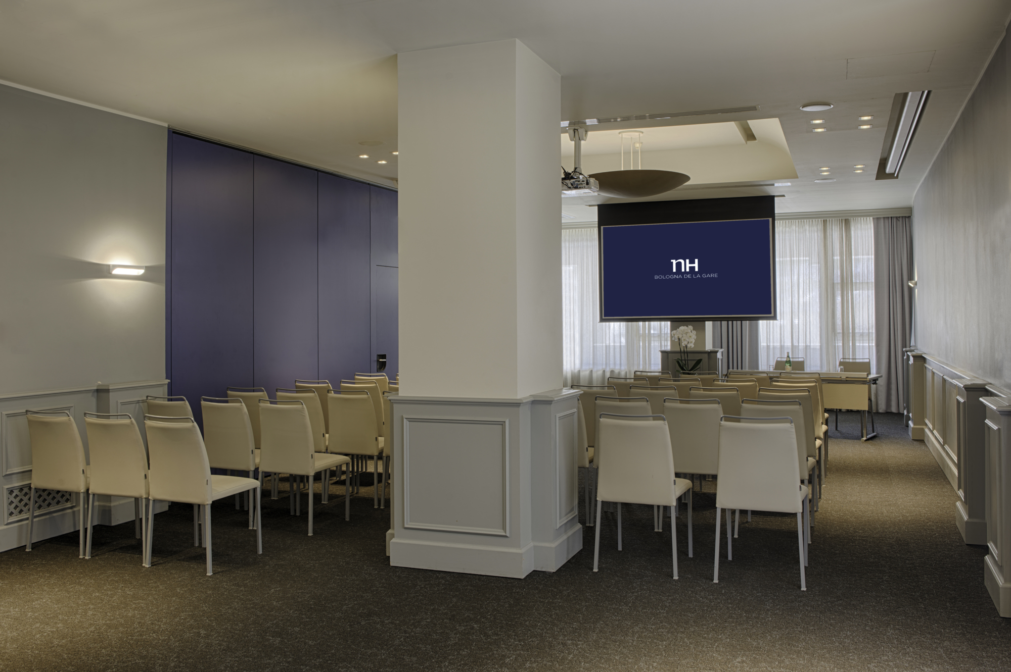 Hotel NH Bologna de la Gare | Up to 25% off | nh-hotels.com