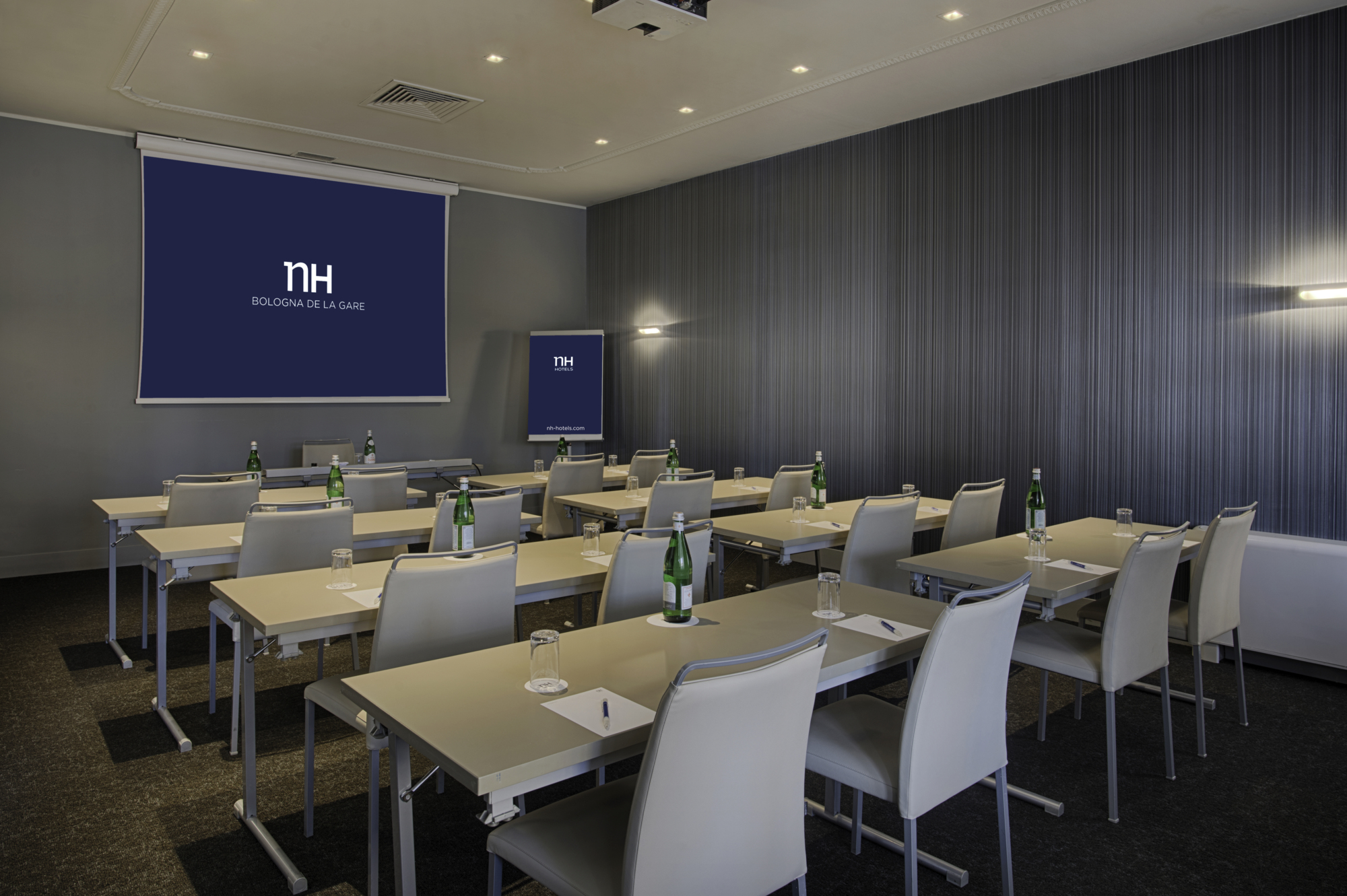 Hotel NH Bologna de la Gare | Up to 25% off | nh-hotels.com