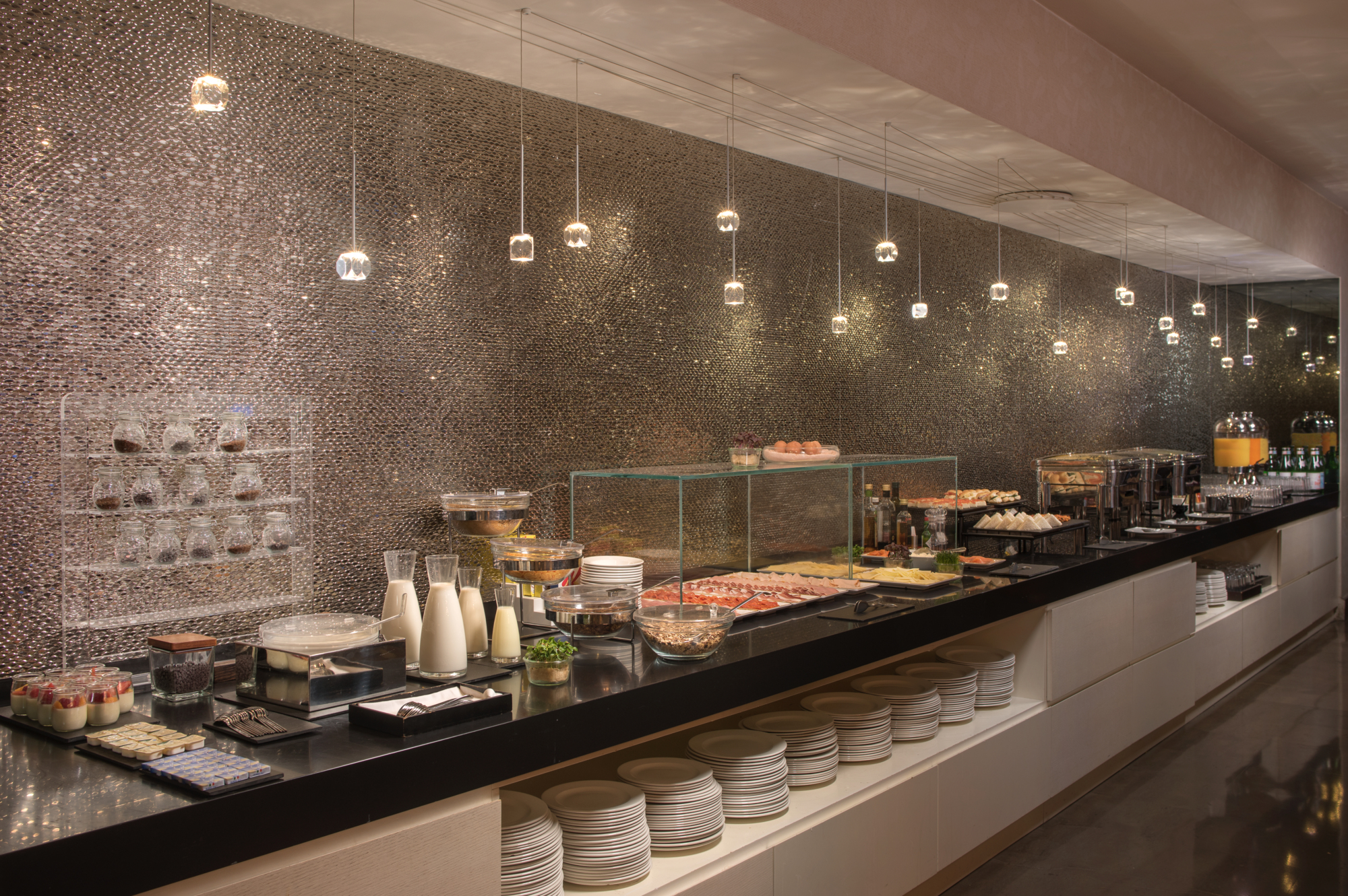 nhow Roma hotel | Up to 25% off | NH Hotels & Resorts