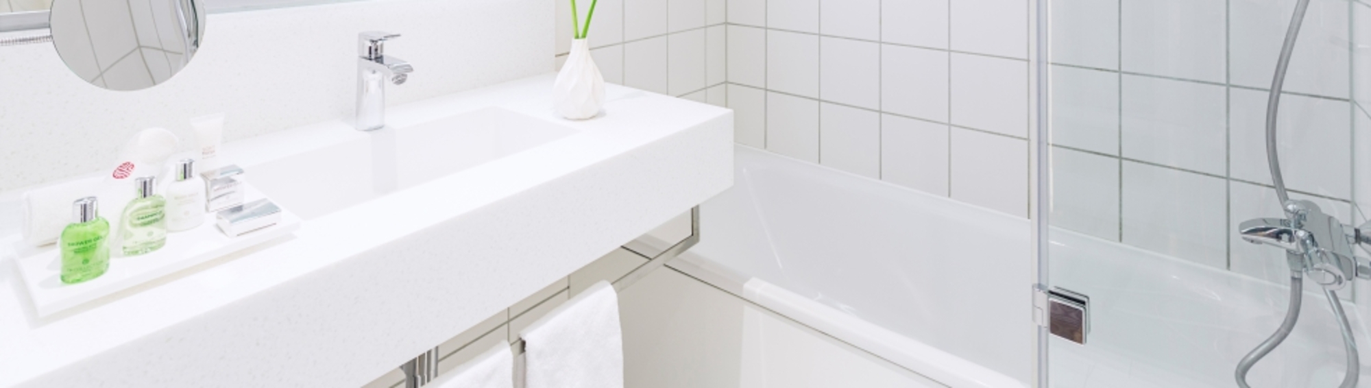 Rooms of the NH Cali Royal