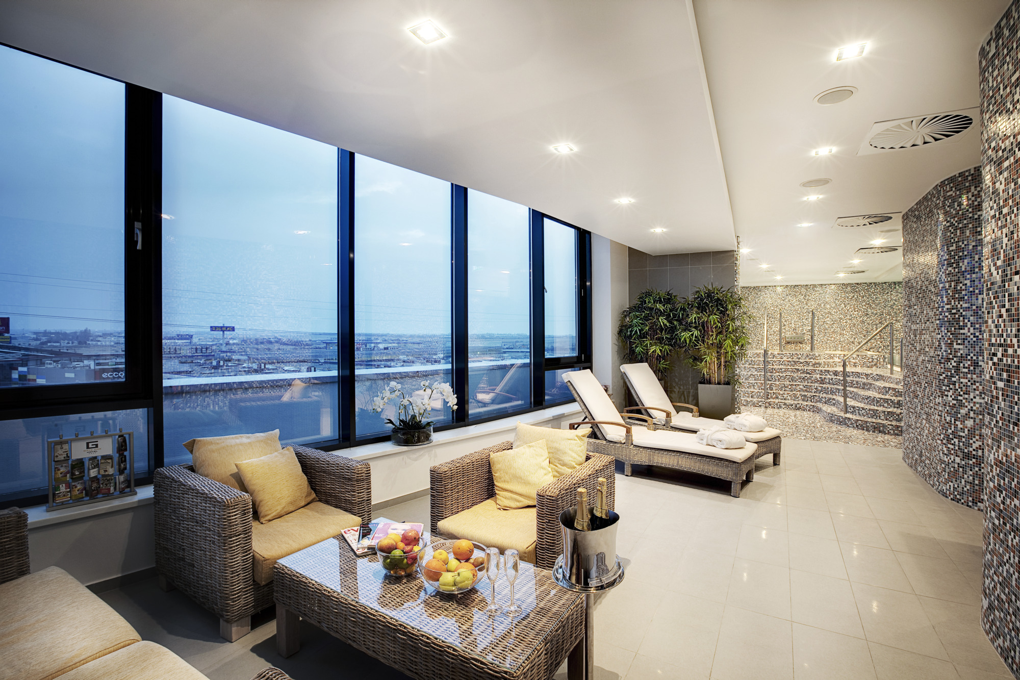 Hotel NH Bratislava Gate One | Ahorra un 25% | nh-hoteles.es