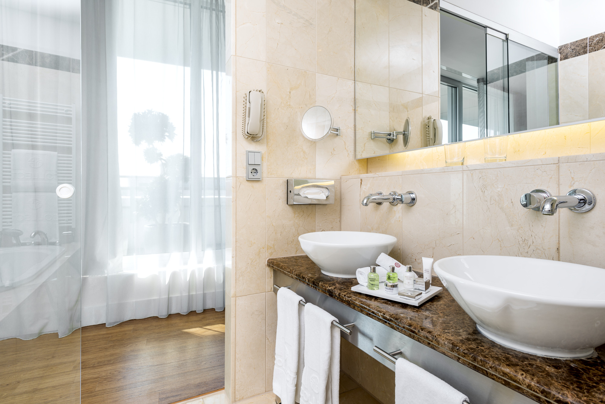 NH Collection Berlin Mitte Friedrichstraße: 4* Hotel in Berlin