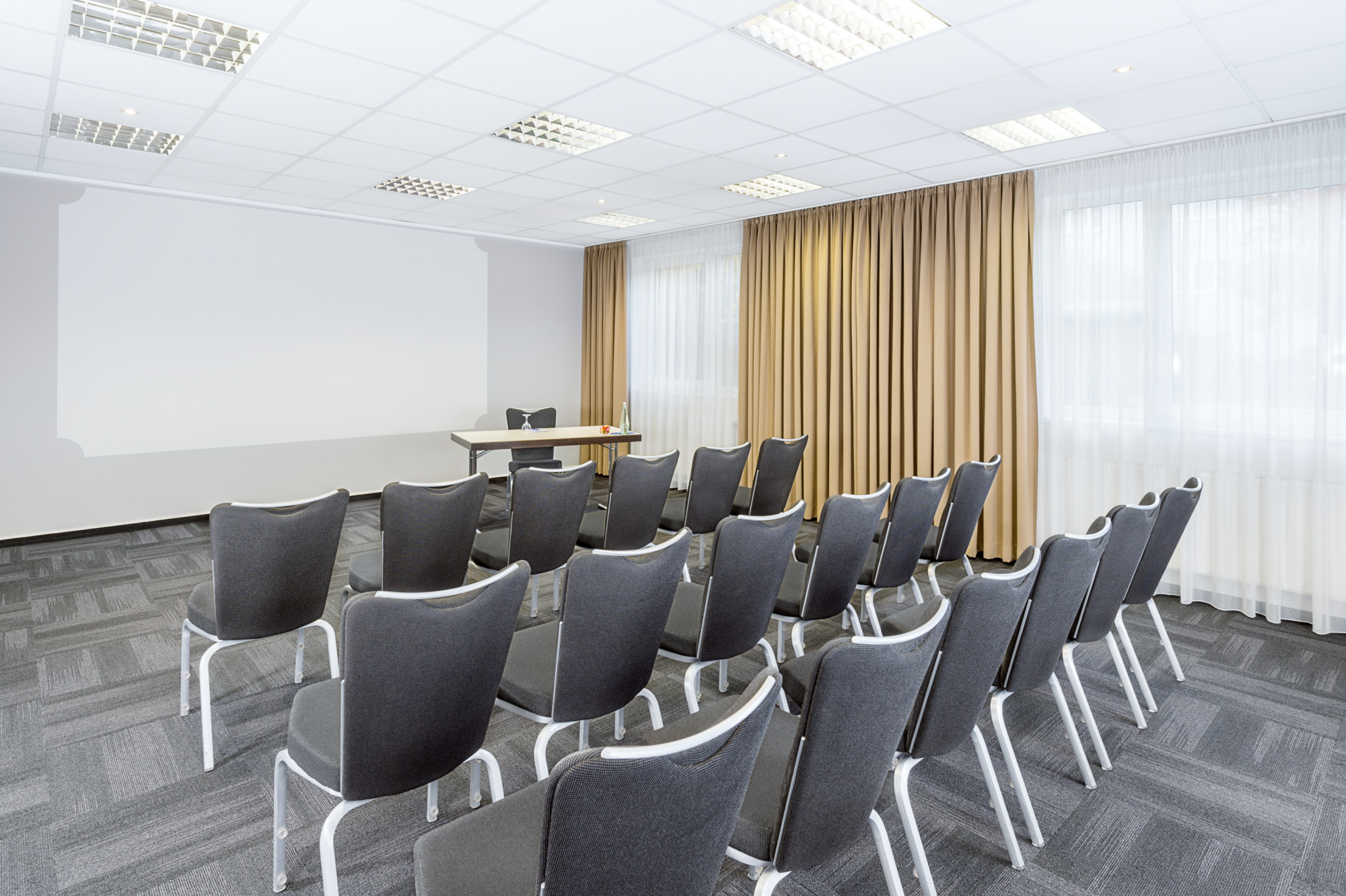 Hotel NH München Messe | Up to 25% off | nh-hotels.com