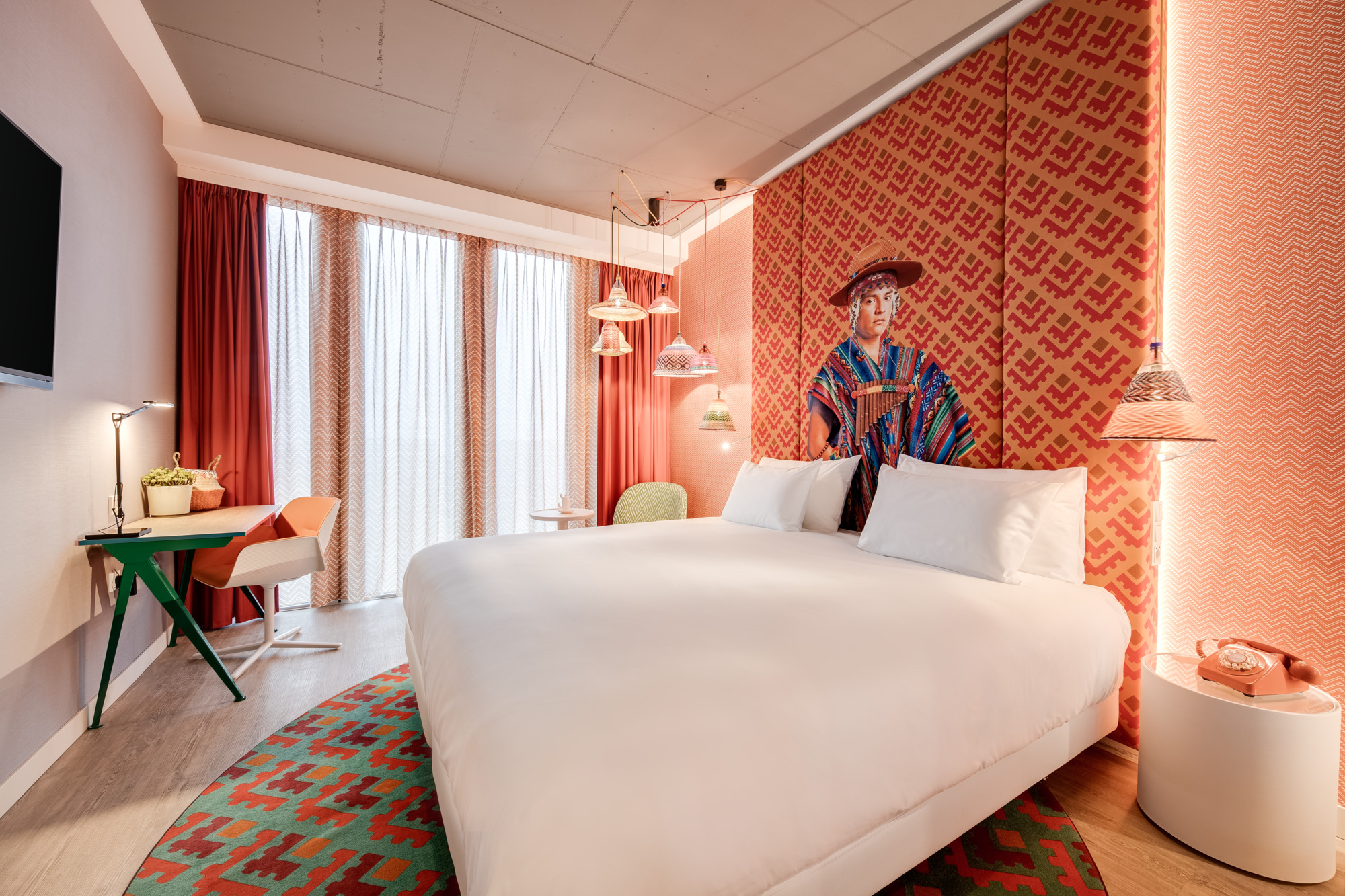 Rooms of the nhow Amsterdam RAI