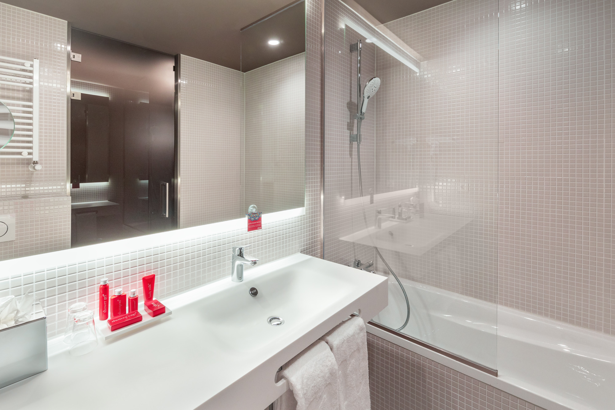 nhow Amsterdam RAI hotel | Up to 25% off | nh-hotels.com