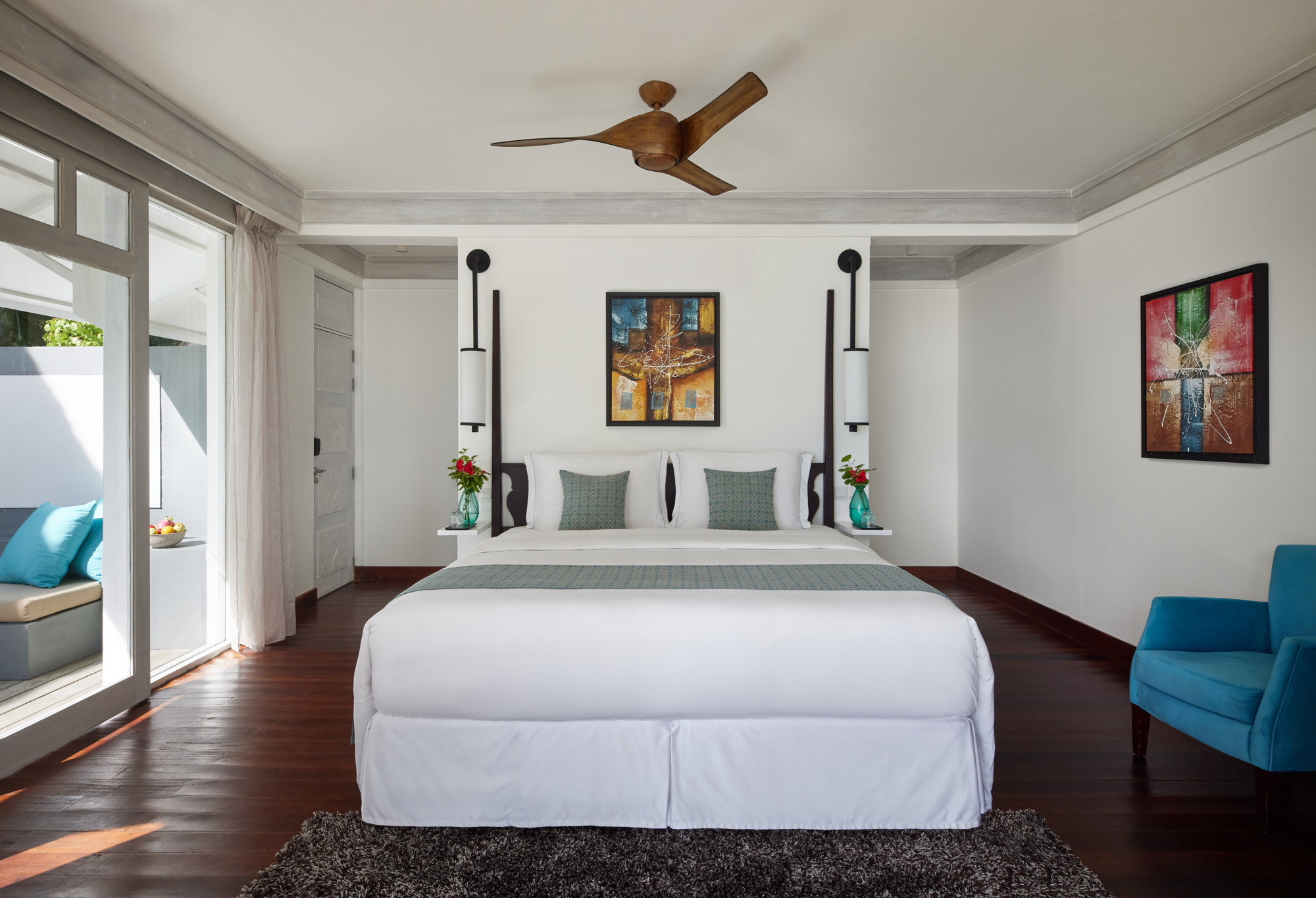 Rooms of the NH Maldives Kuda Rah Resort