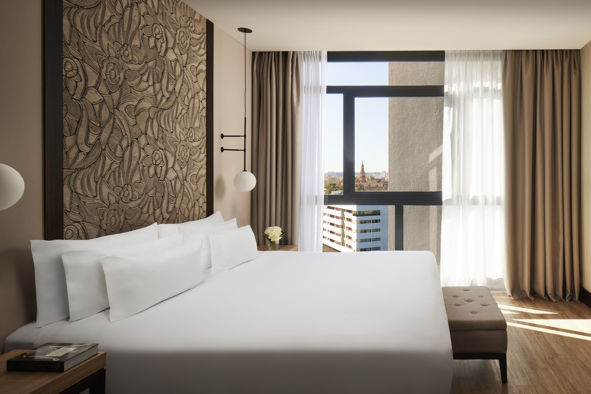 NH Collection Sevilla: 4* Hotel in Seville Business District
