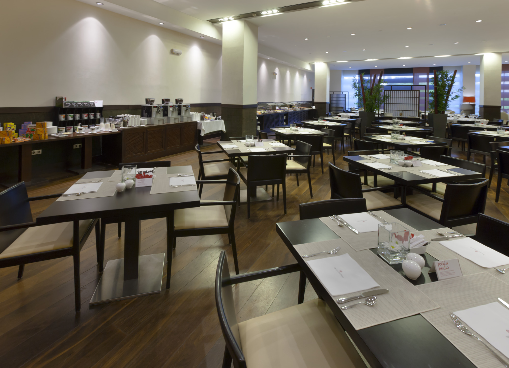 NH Collection Sevilla: 4* Hotel in Seville Business District