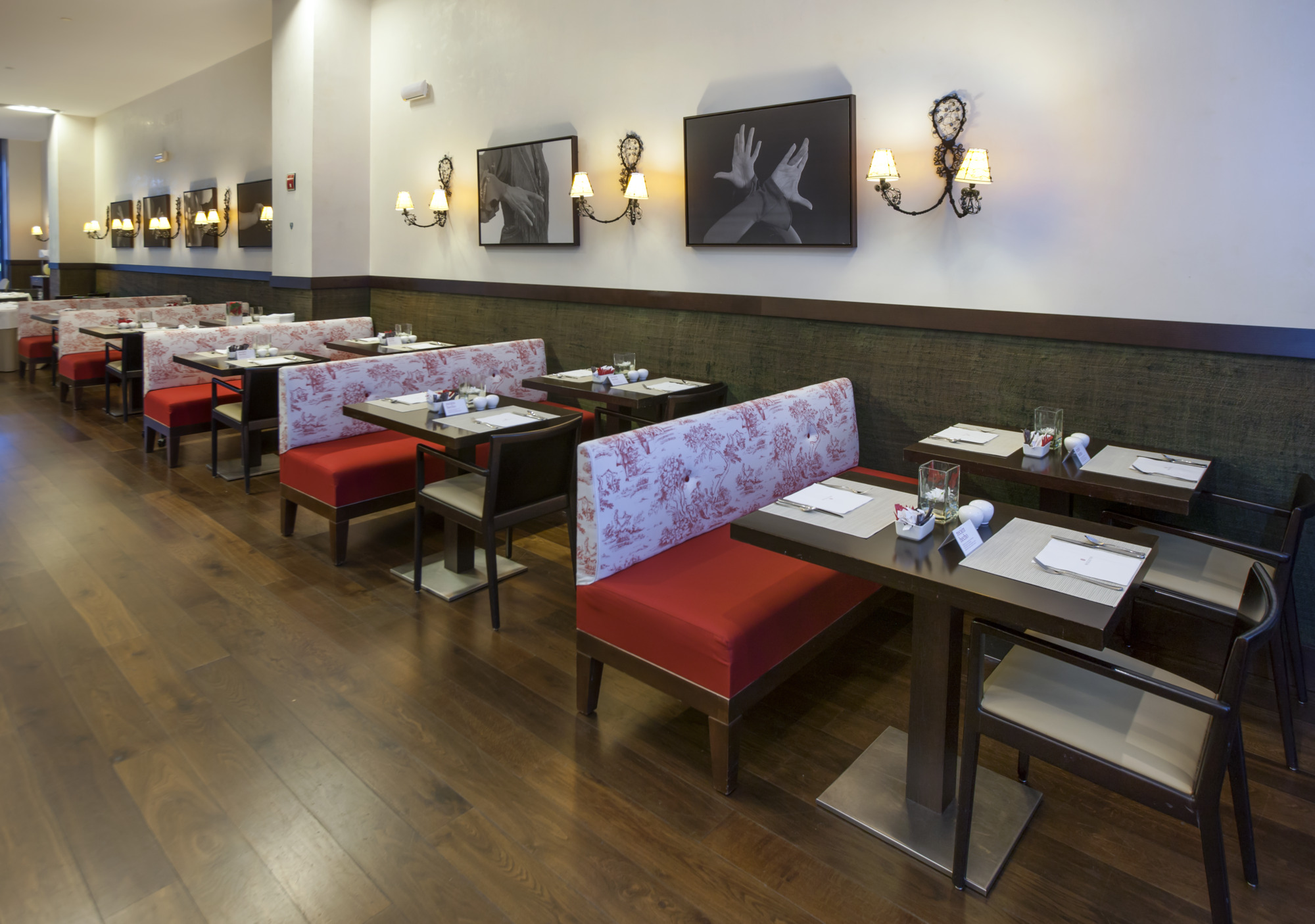 NH Collection Sevilla: 4* Hotel in Seville Business District