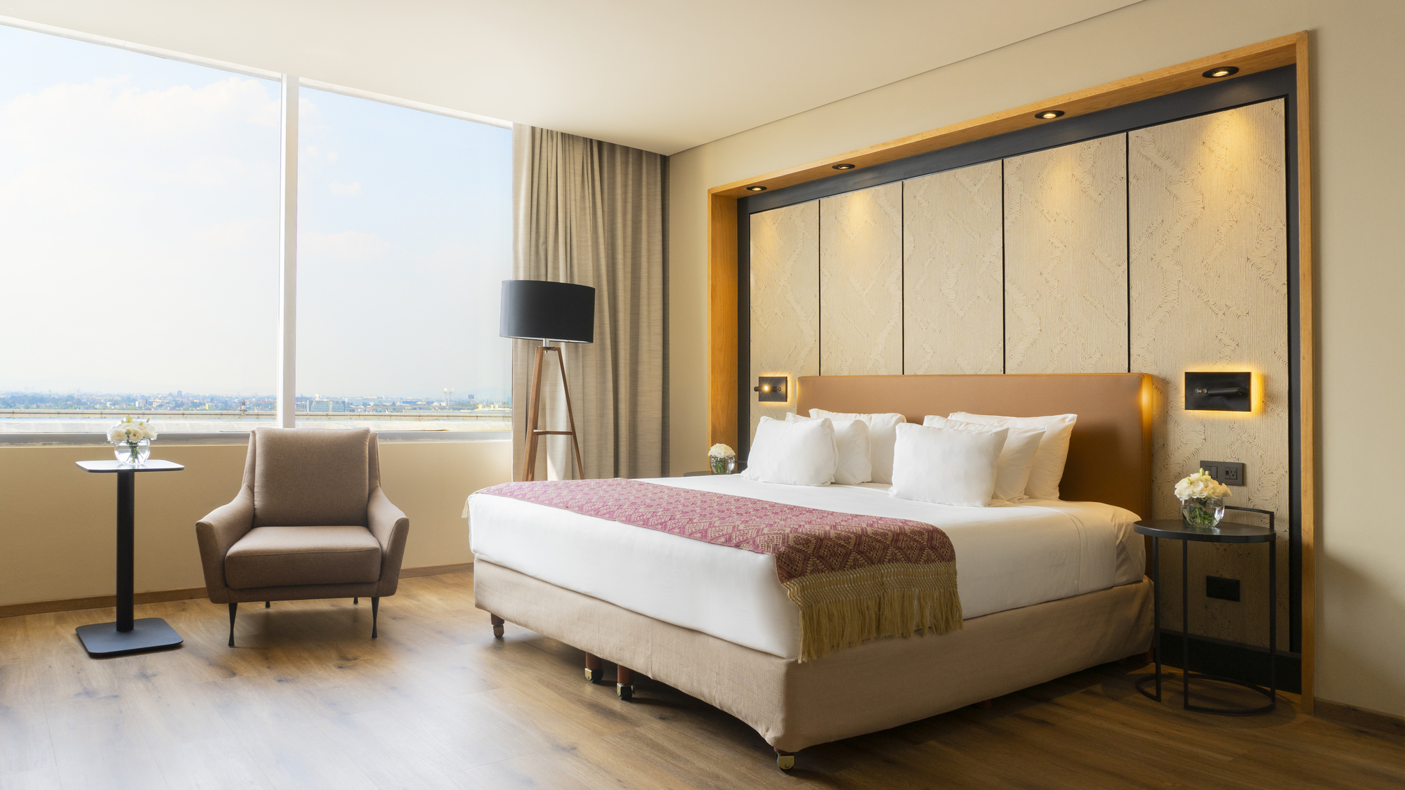 NH Collection Mexico City Airport T2: 4* Hotel in CDMX