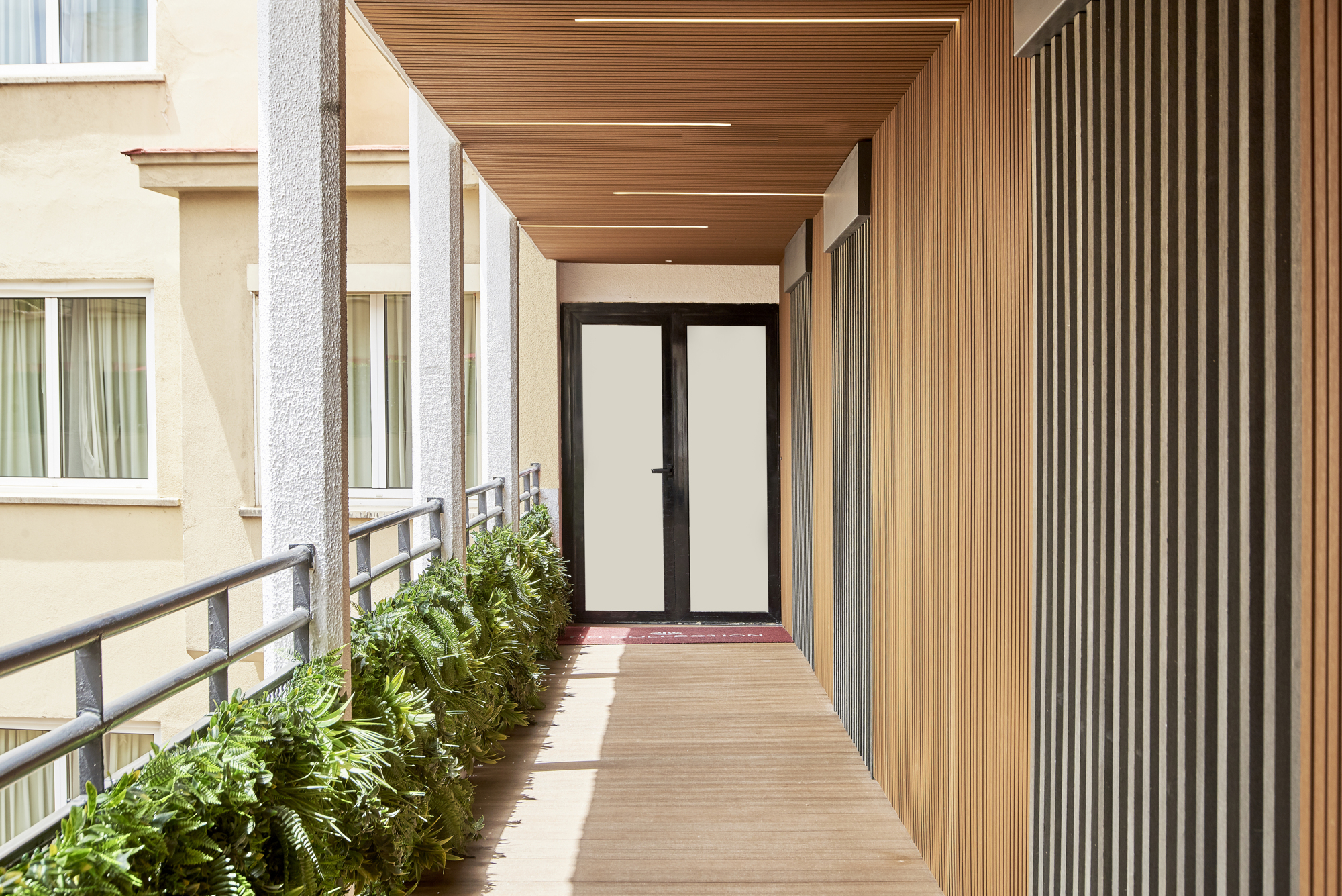 NH Collection Madrid Colón: 4* Hotel in Downtown Madrid