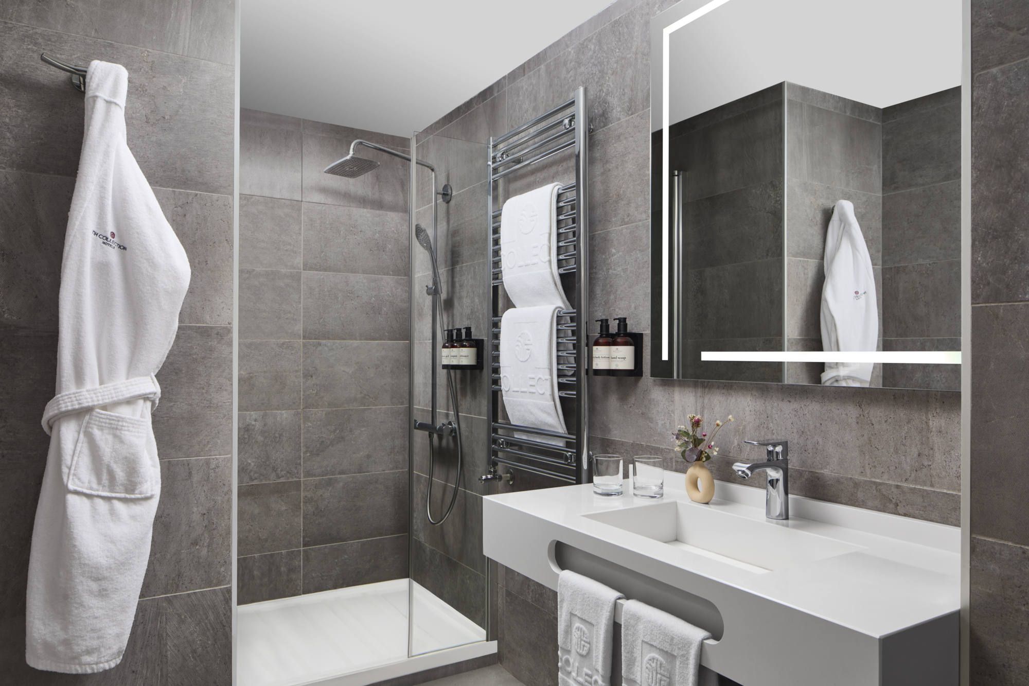 NH Collection Madrid Colón: 4* Hotel in Downtown Madrid