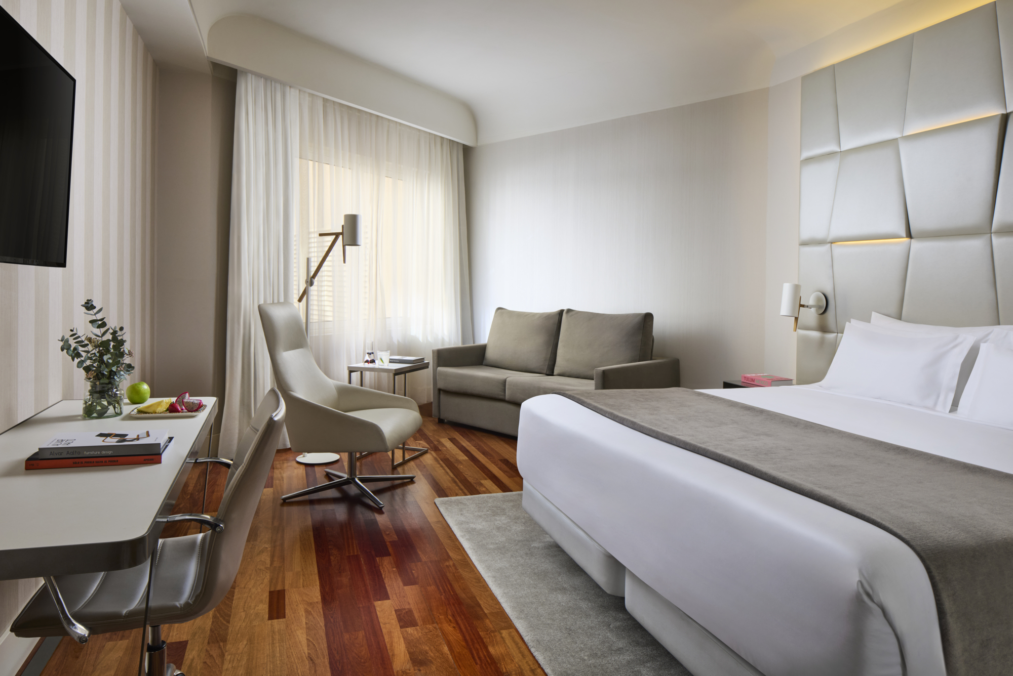 NH Collection Madrid Colón: 4* Hotel in Downtown Madrid