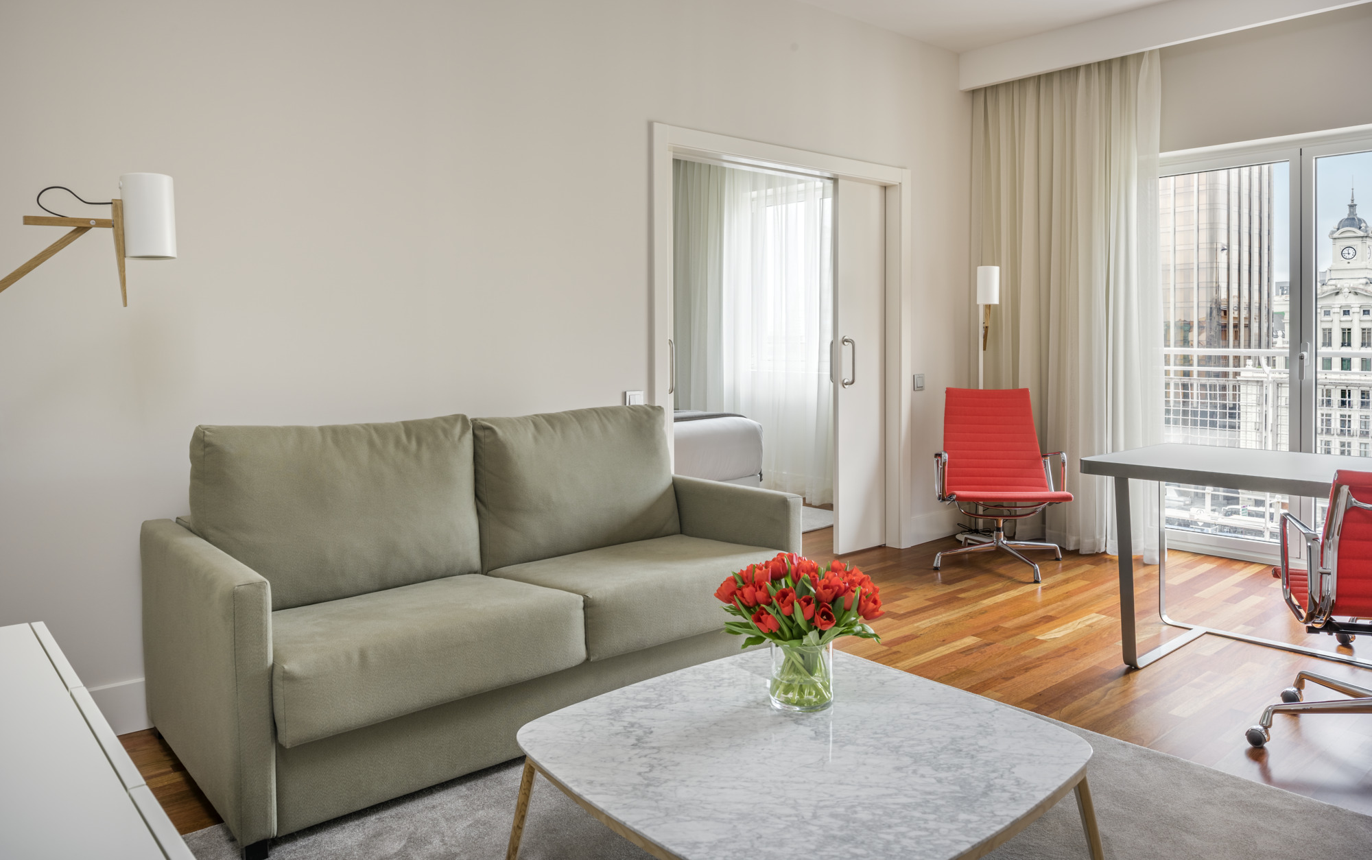 NH Collection Madrid Colón: 4* Hotel in Downtown Madrid