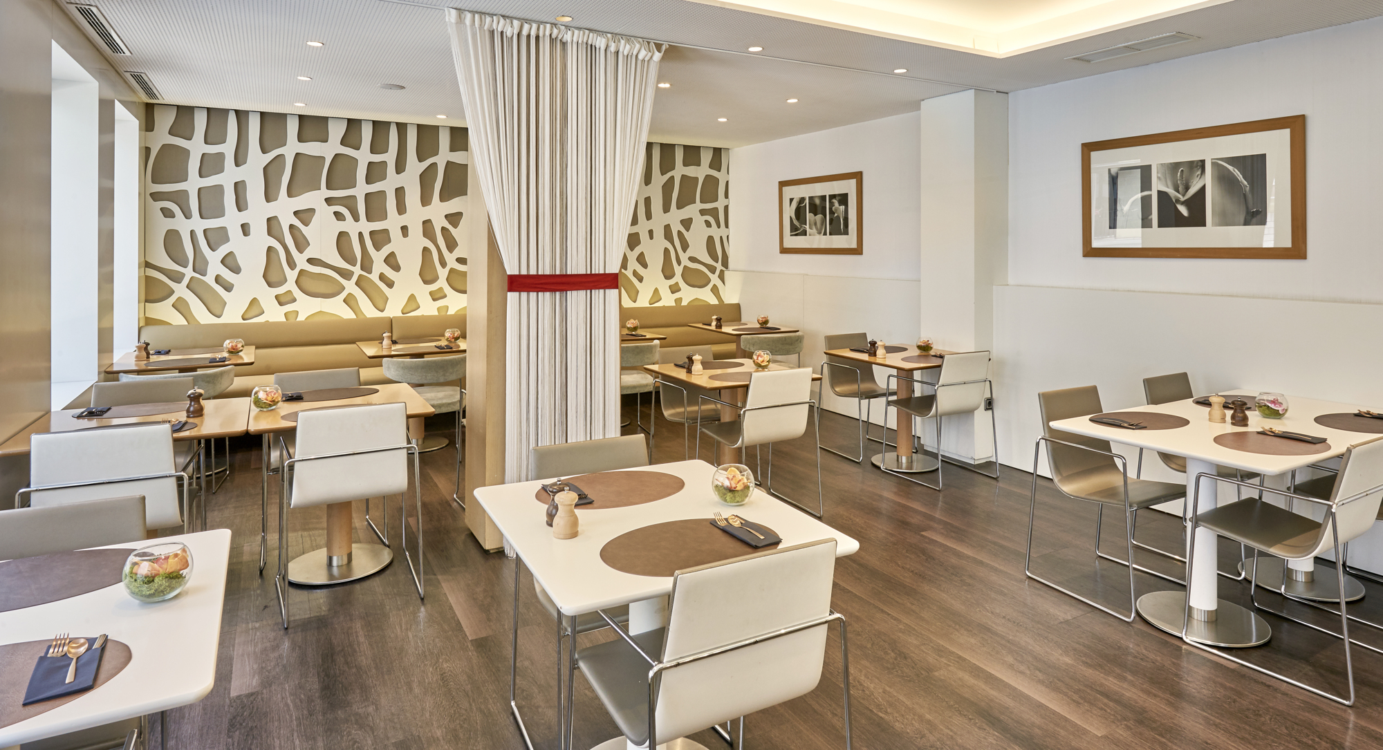 NH Collection Madrid Colón: 4* Hotel in Downtown Madrid