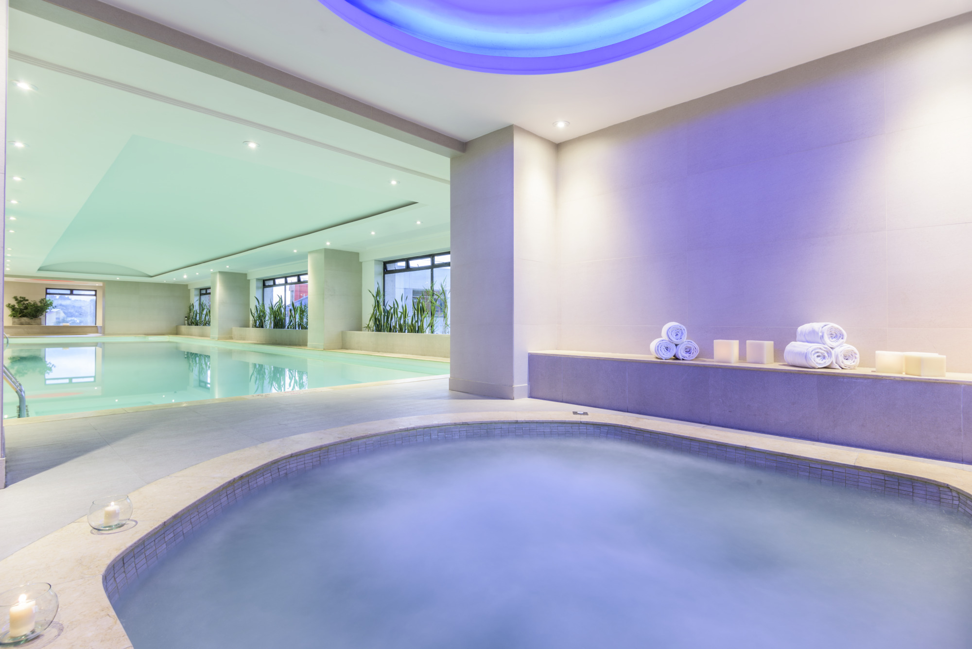 Services NH Collection Bogotá Teleport Royal - Bogota