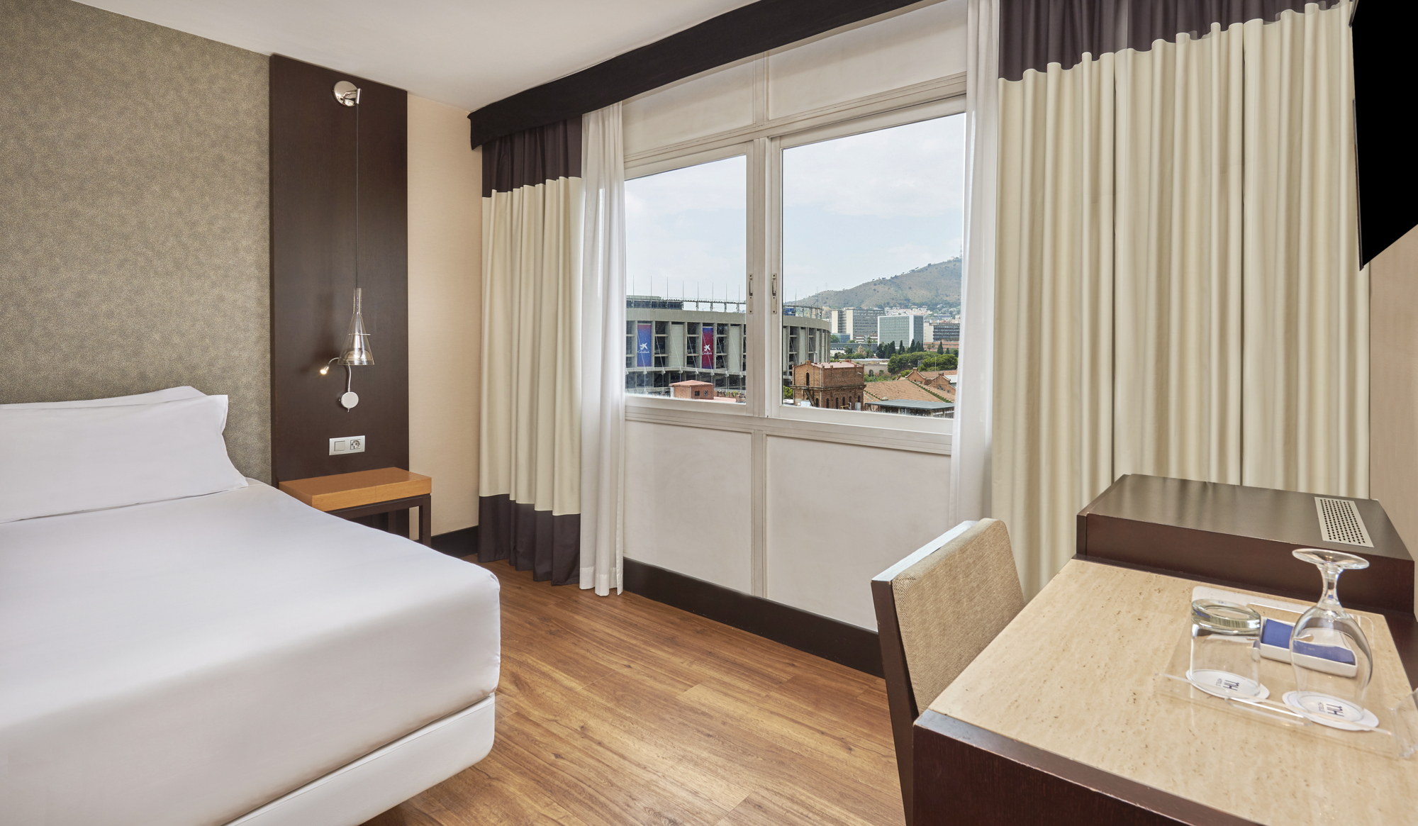 Hotel NH Barcelona Stadium | Up to 25% off | nh-hotels.com