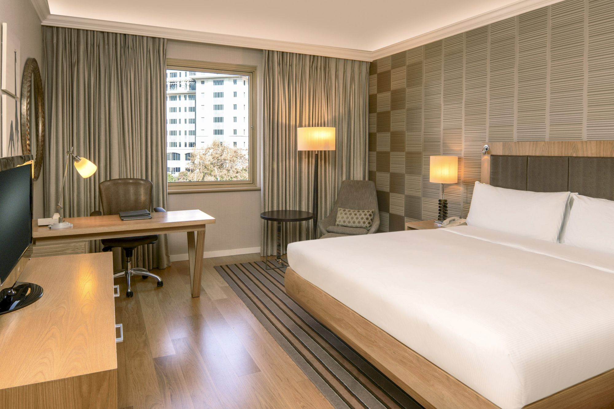 NH Johannesburg Sandton, in the financial district | NH Hotels & Resorts