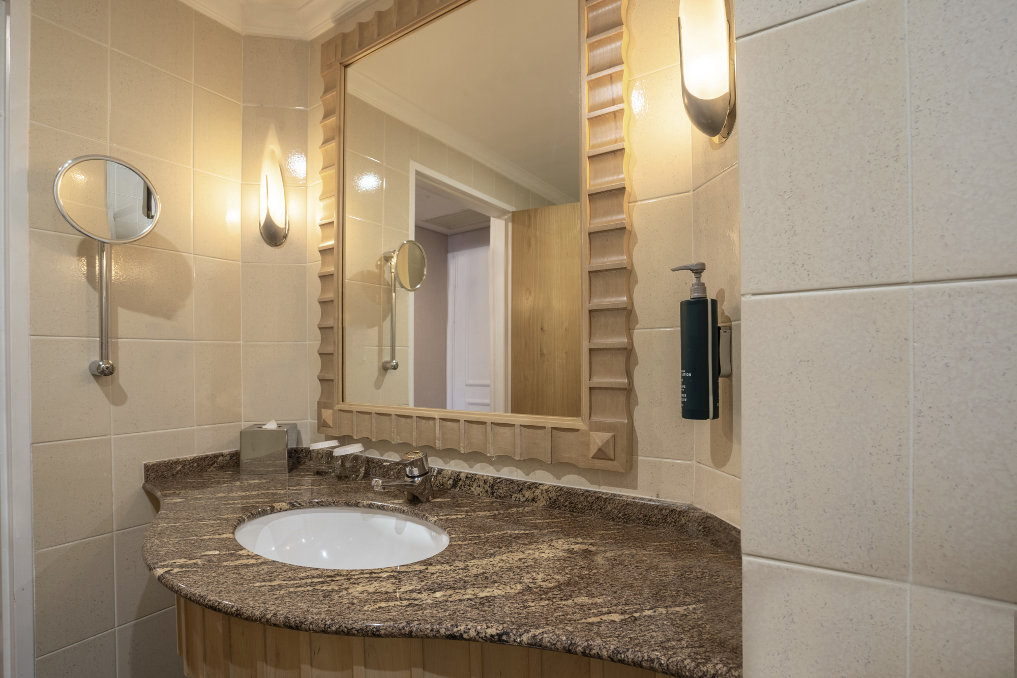 NH Johannesburg Sandton, in the financial district | NH Hotels & Resorts