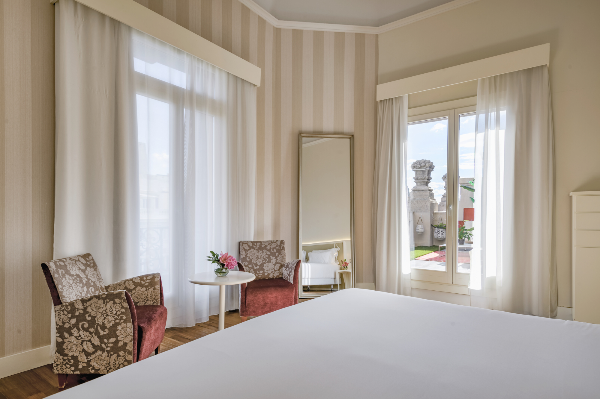 NH Collection Madrid Abascal: 4* Hotel in Madrid City Center