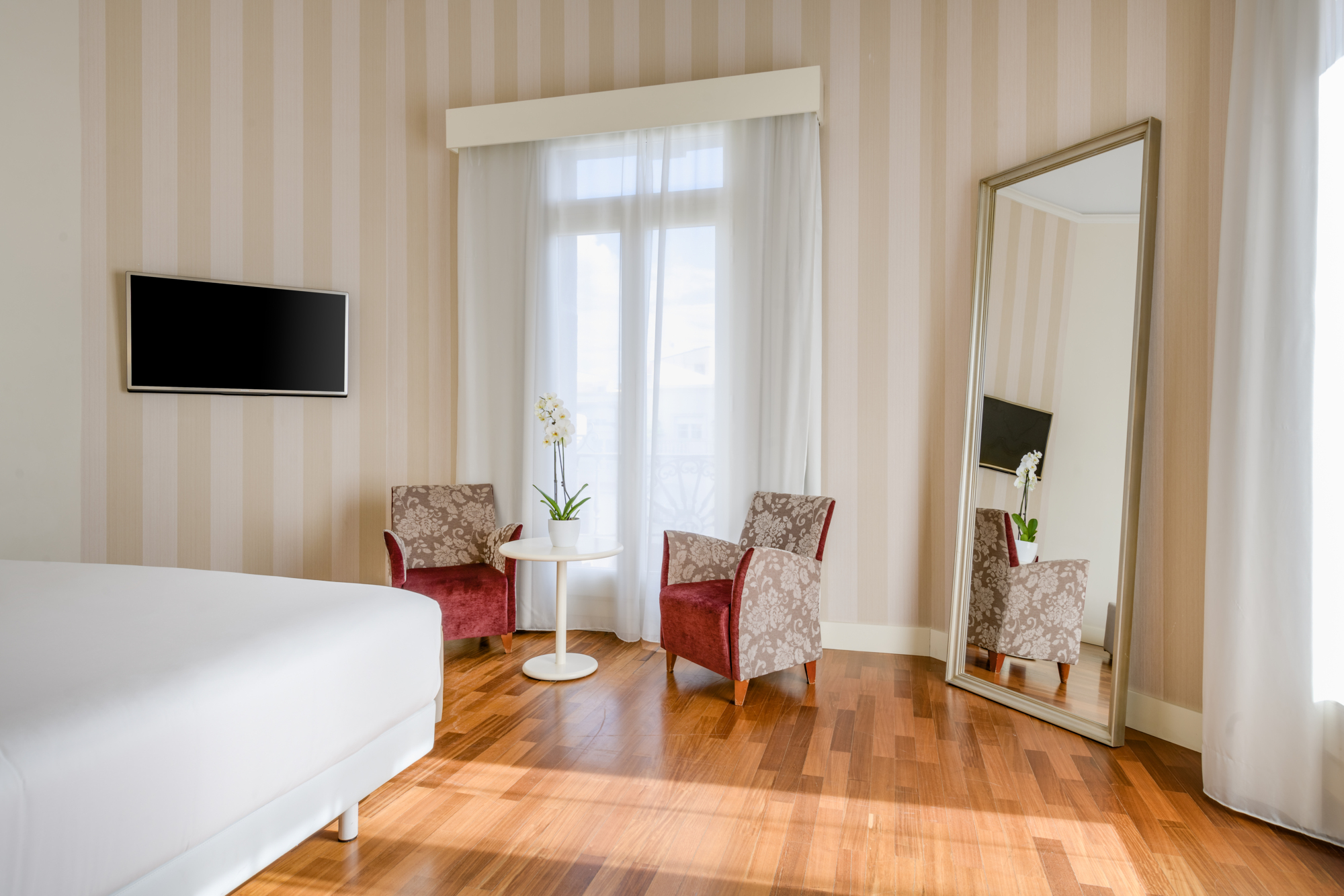 NH Collection Madrid Abascal: 4* Hotel in Madrid City Center