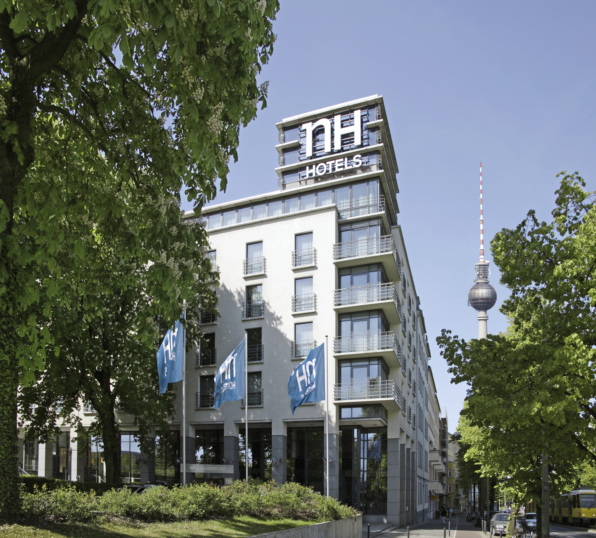 Hotel NH Berlin Alexanderplatz | Up to 25% off | nh-hotels.com