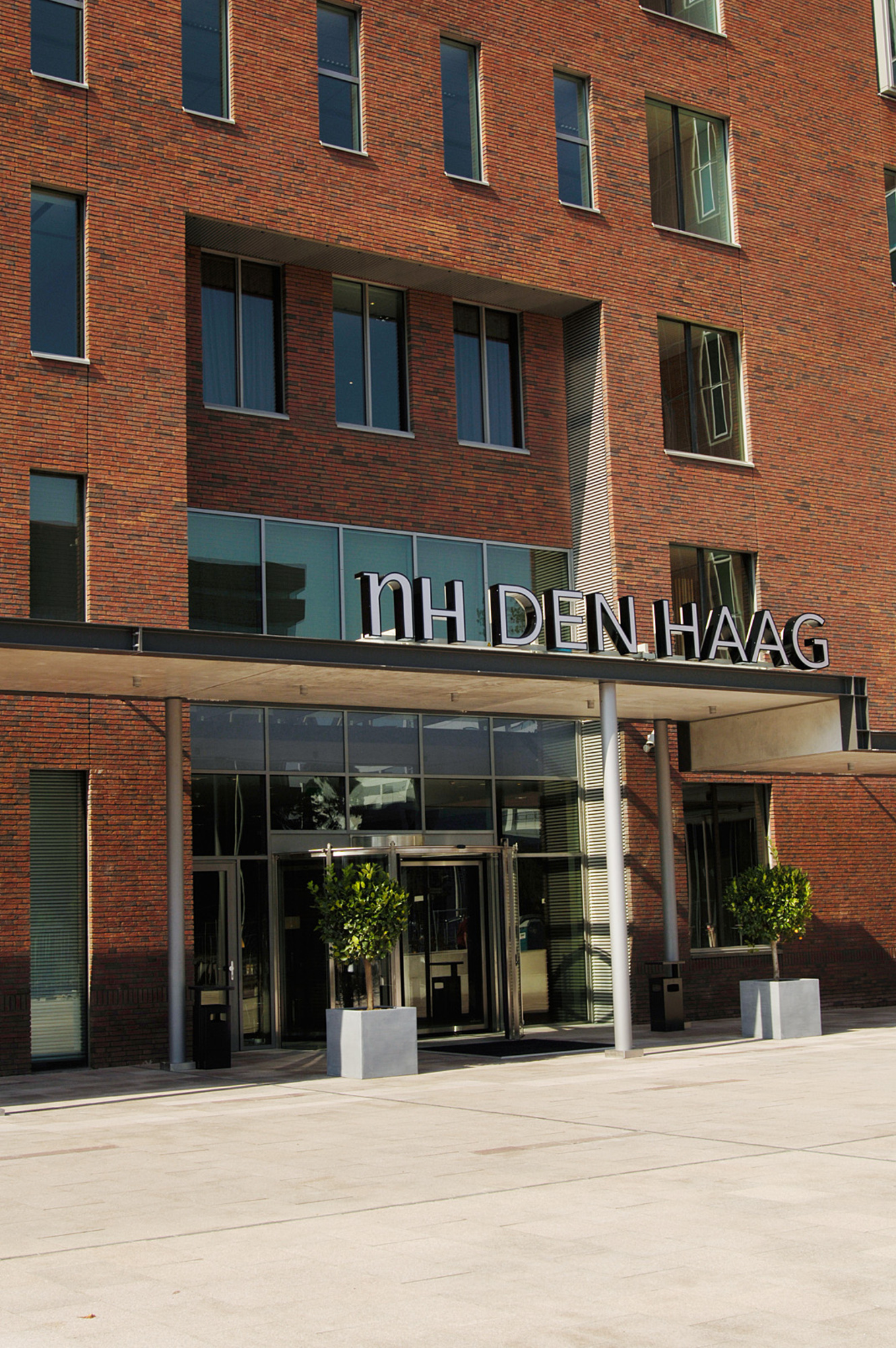 Hotel NH Den Haag | Up to 25% off | nh-hotels.com