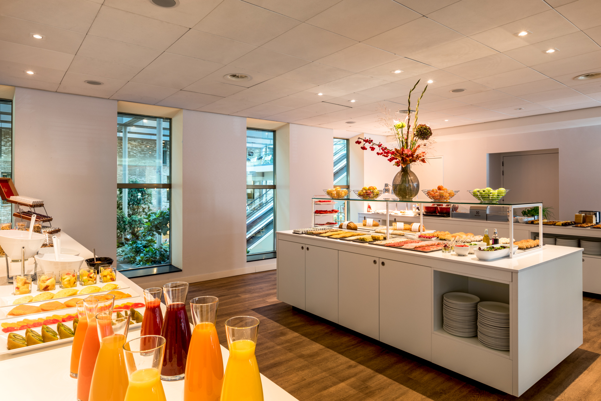 Hotel NH Den Haag | Up to 25% off | nh-hotels.com