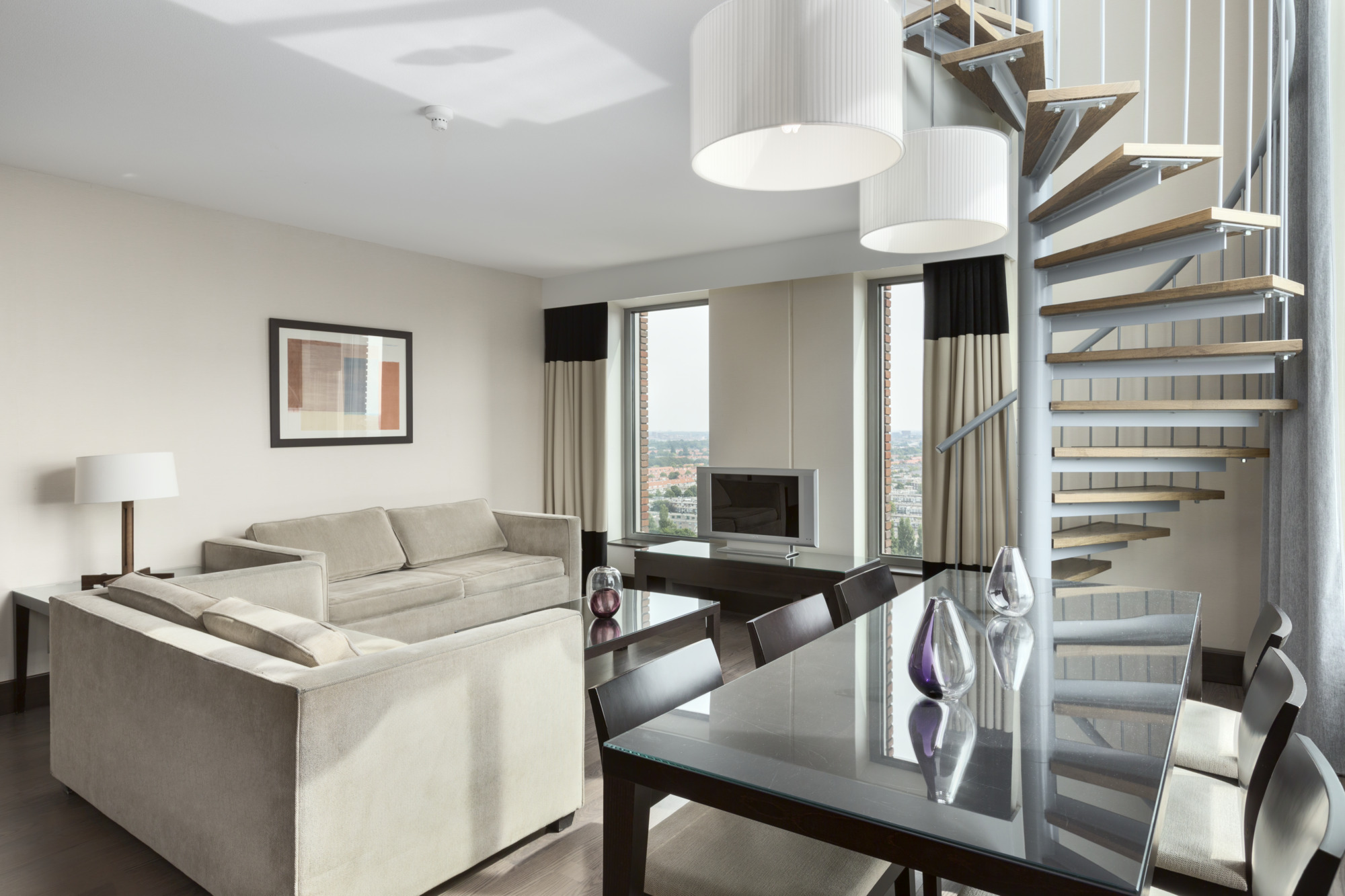 Hotel NH Den Haag | Up to 25% off | nh-hotels.com