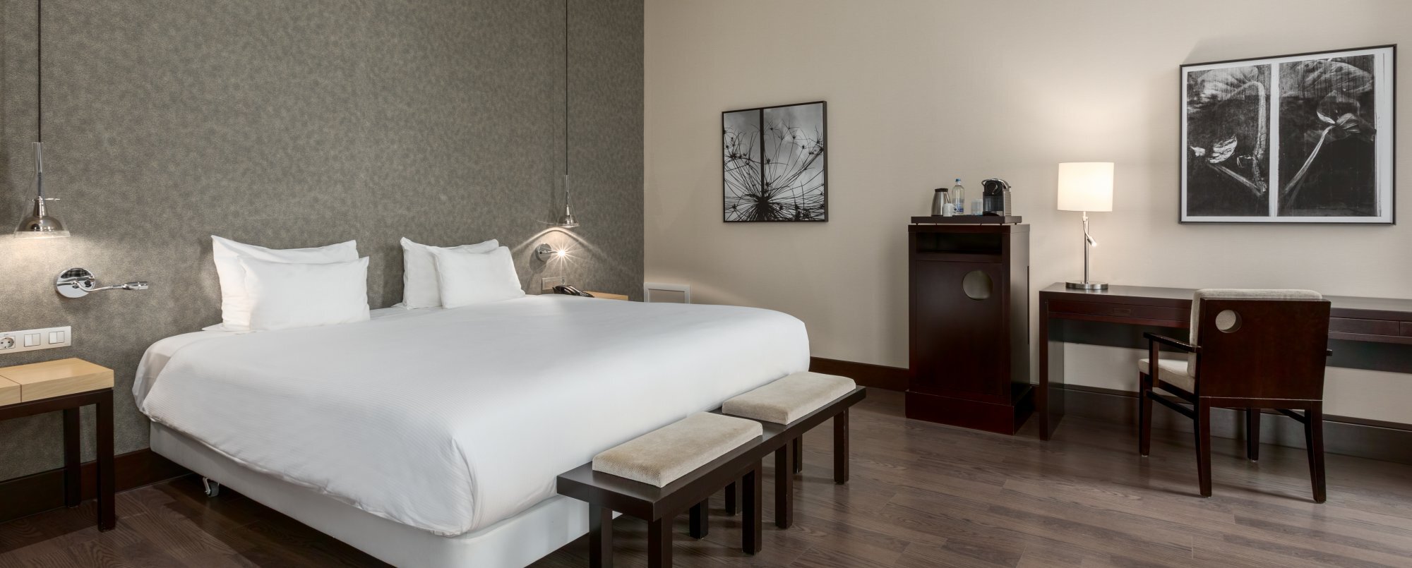 Hotel NH Den Haag | Up to 25% off | nh-hotels.com