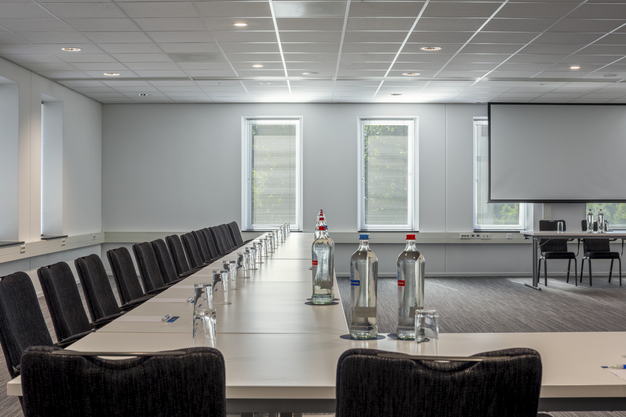 Hotel NH Den Haag | Up to 25% off | nh-hotels.com