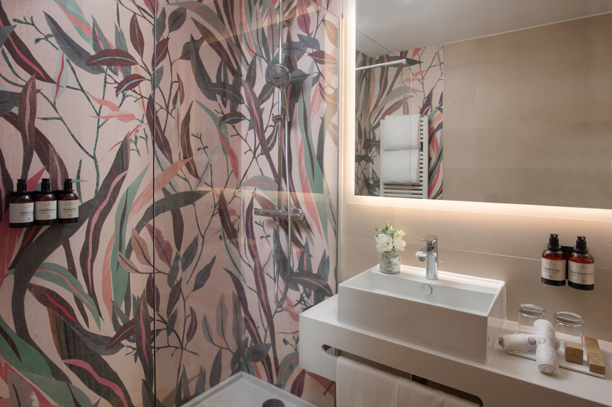 NH Collection Milano Touring: 4-Star Hotel in Milan, Italy