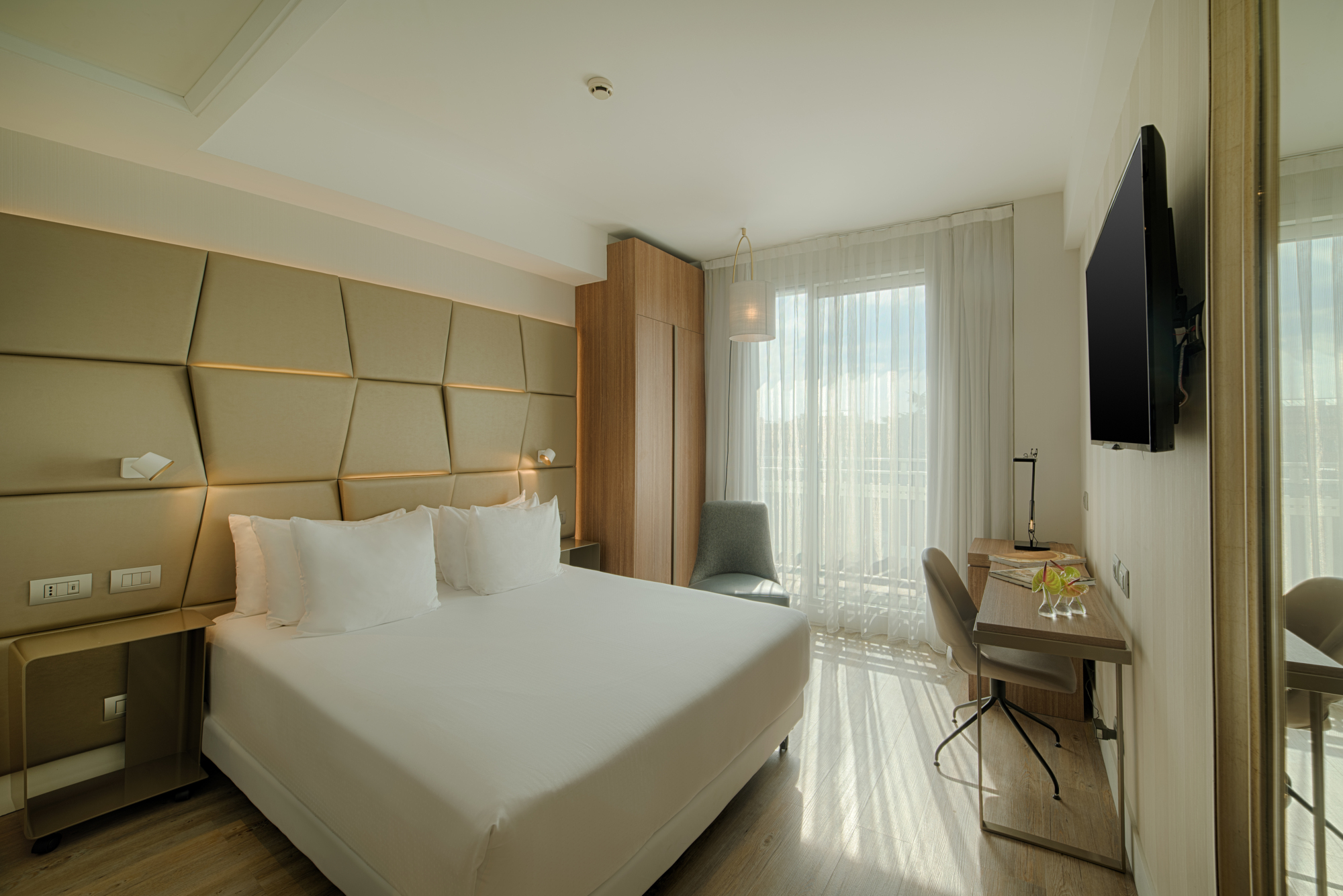 Hotel NH Collection Roma Centro: 4* Hotel in Downtown Rome