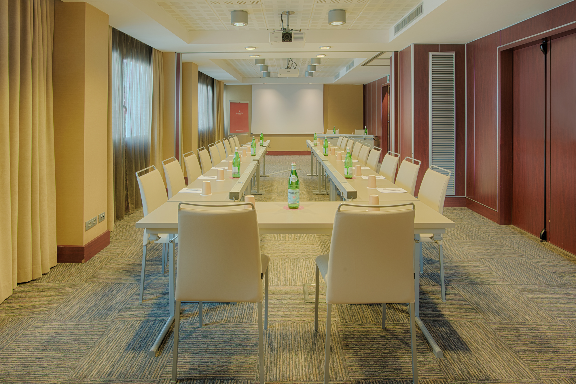 Hotel NH Collection Roma Centro: 4* Hotel in Downtown Rome