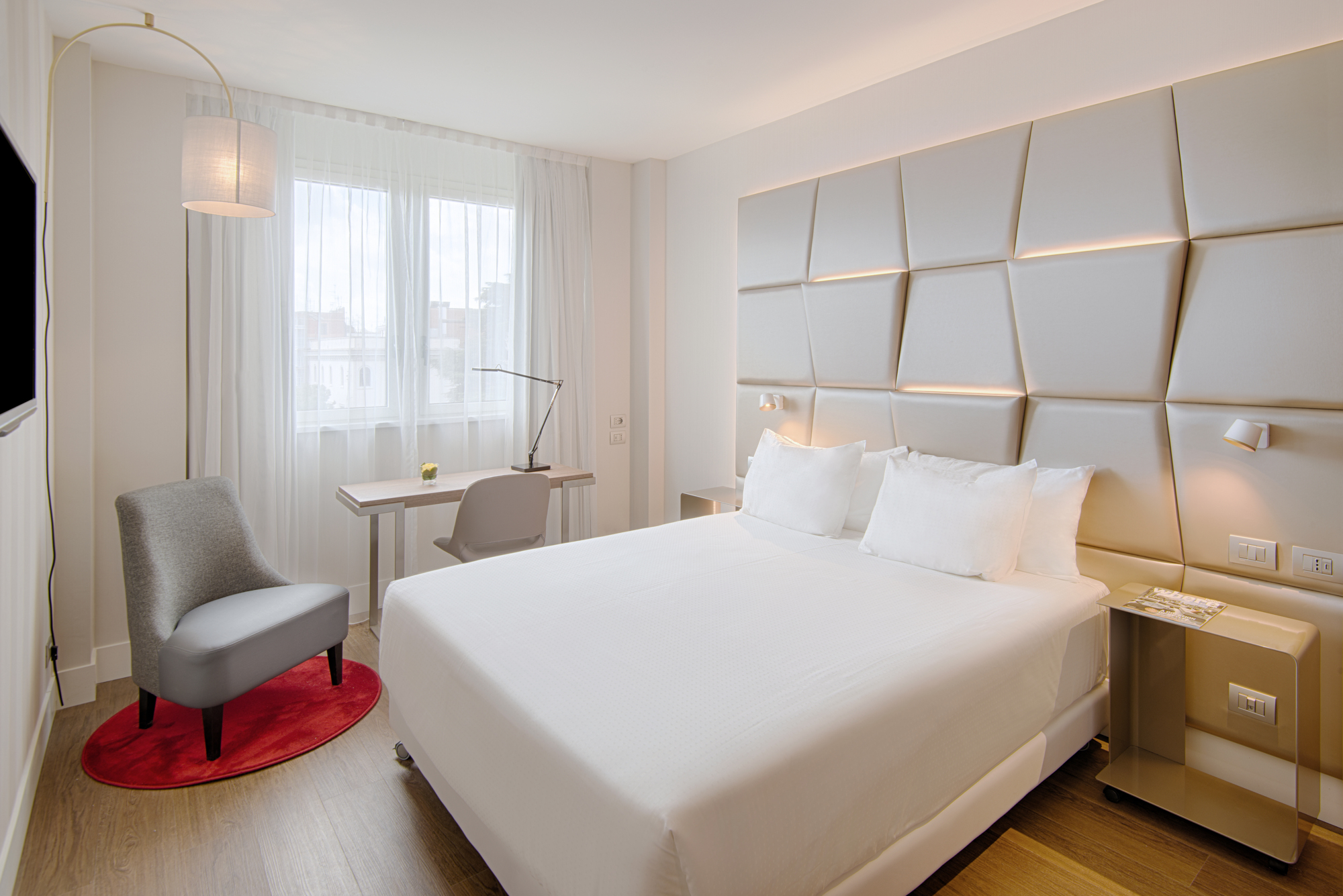 Hotel NH Collection Roma Centro: 4* Hotel in Downtown Rome