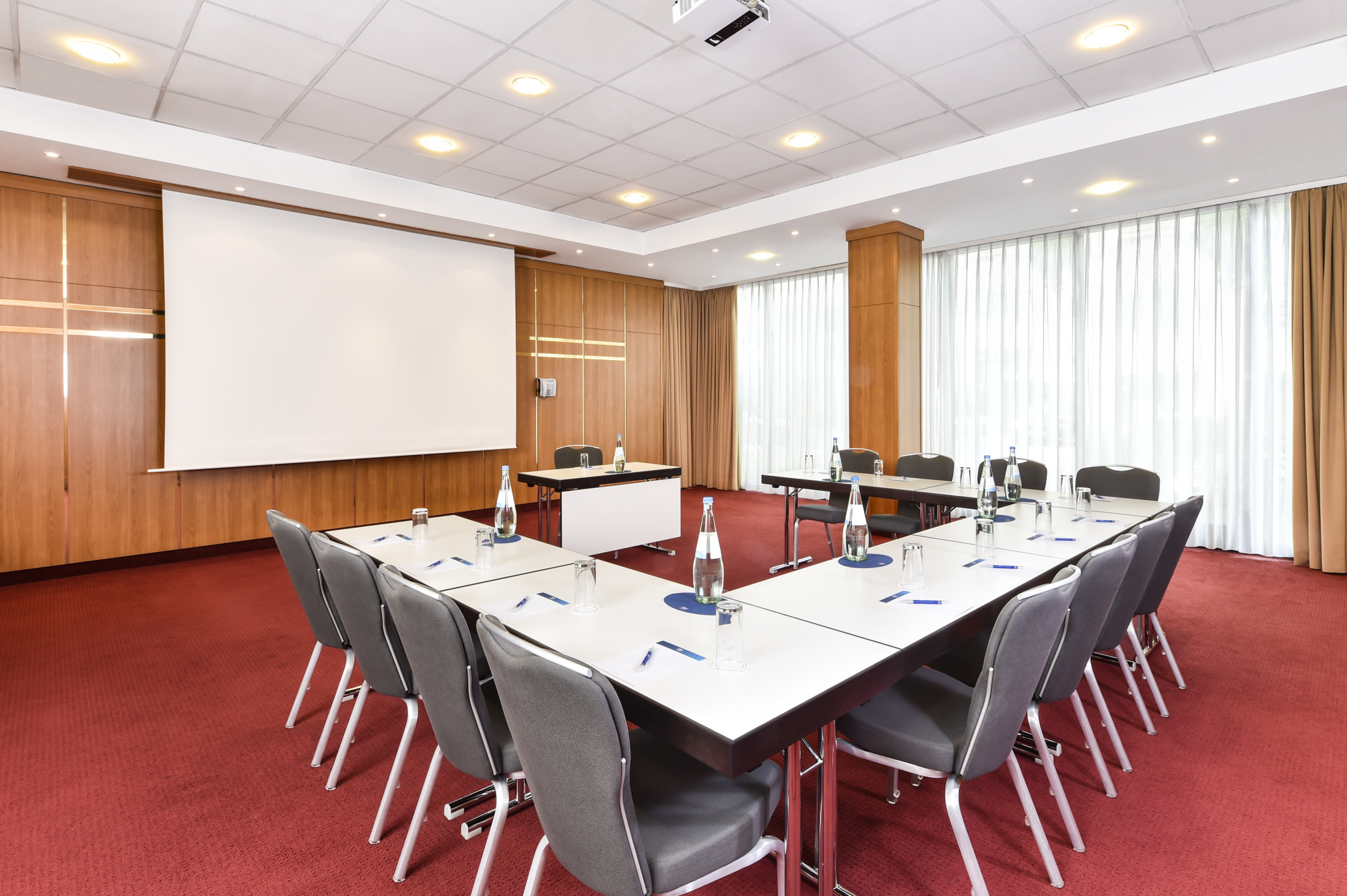 Hotel NH Ingolstadt | Up to 25% off | nh-hotels.com