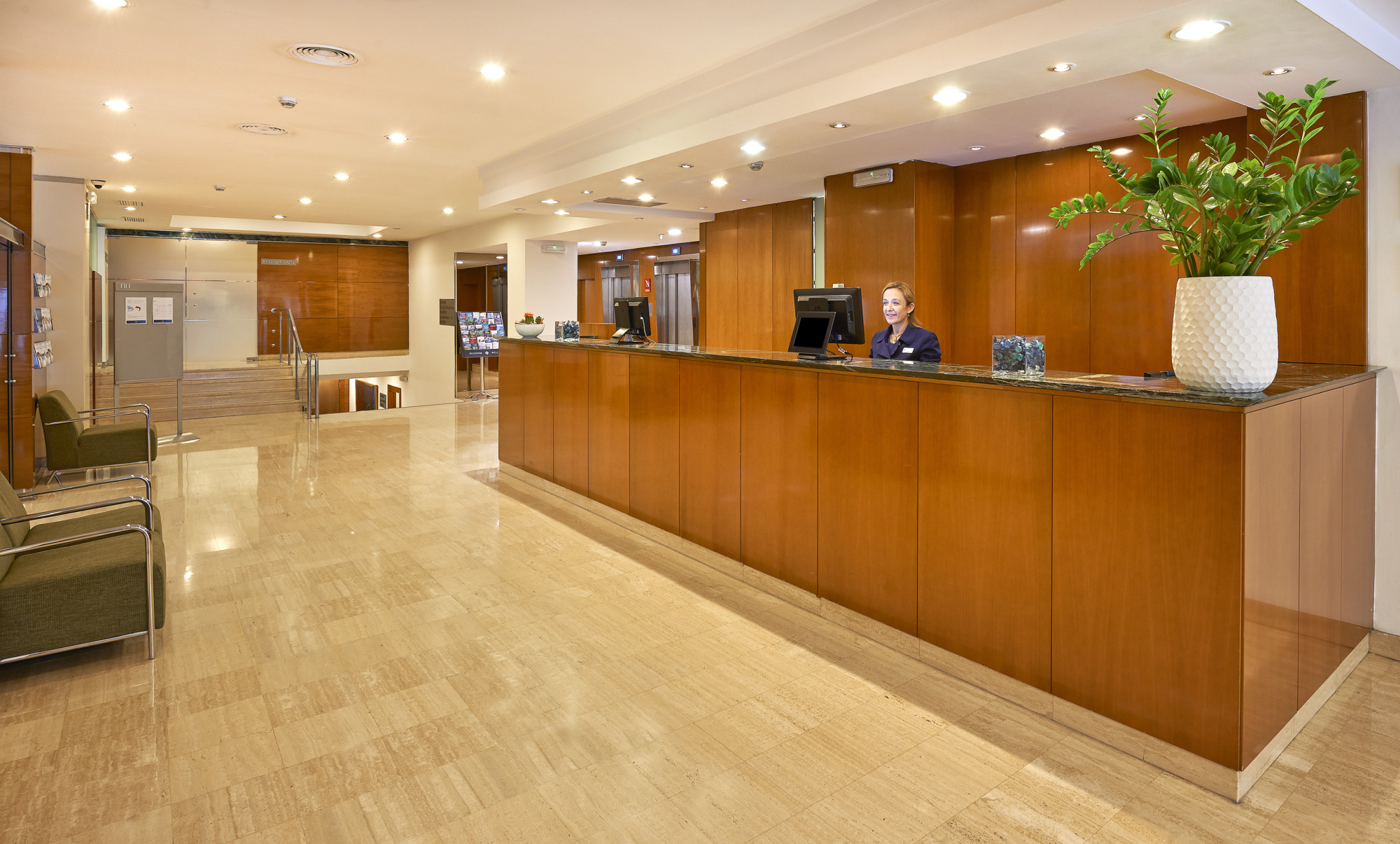 Hotel NH Barcelona Eixample | Up to 25% off | nh-hotels.com