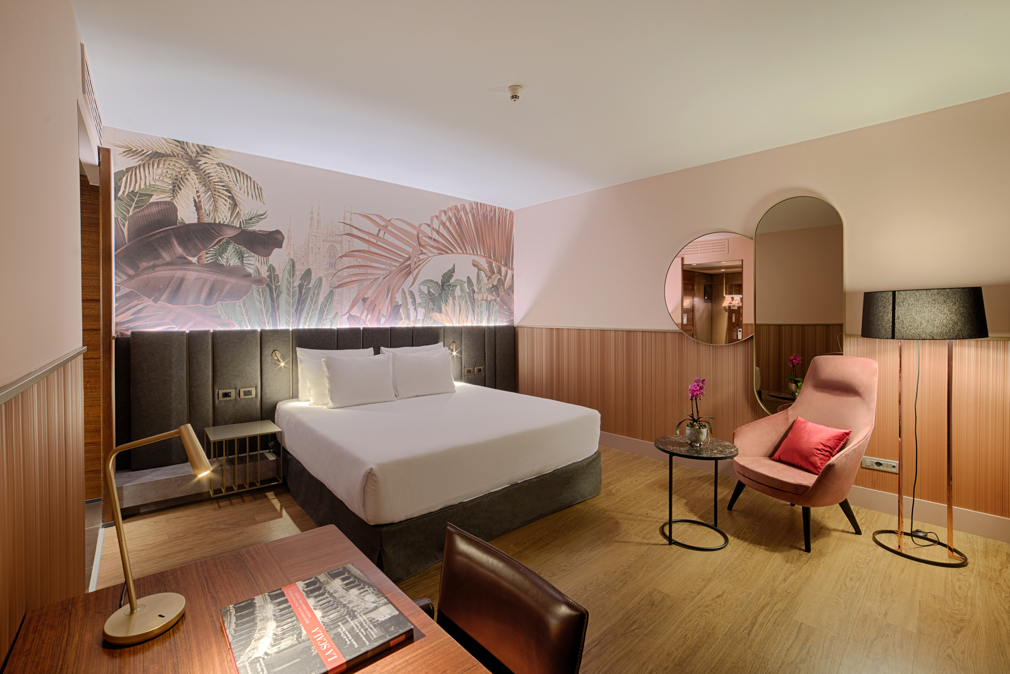 NH Collection Milano Touring: 4-Star Hotel in Milan, Italy