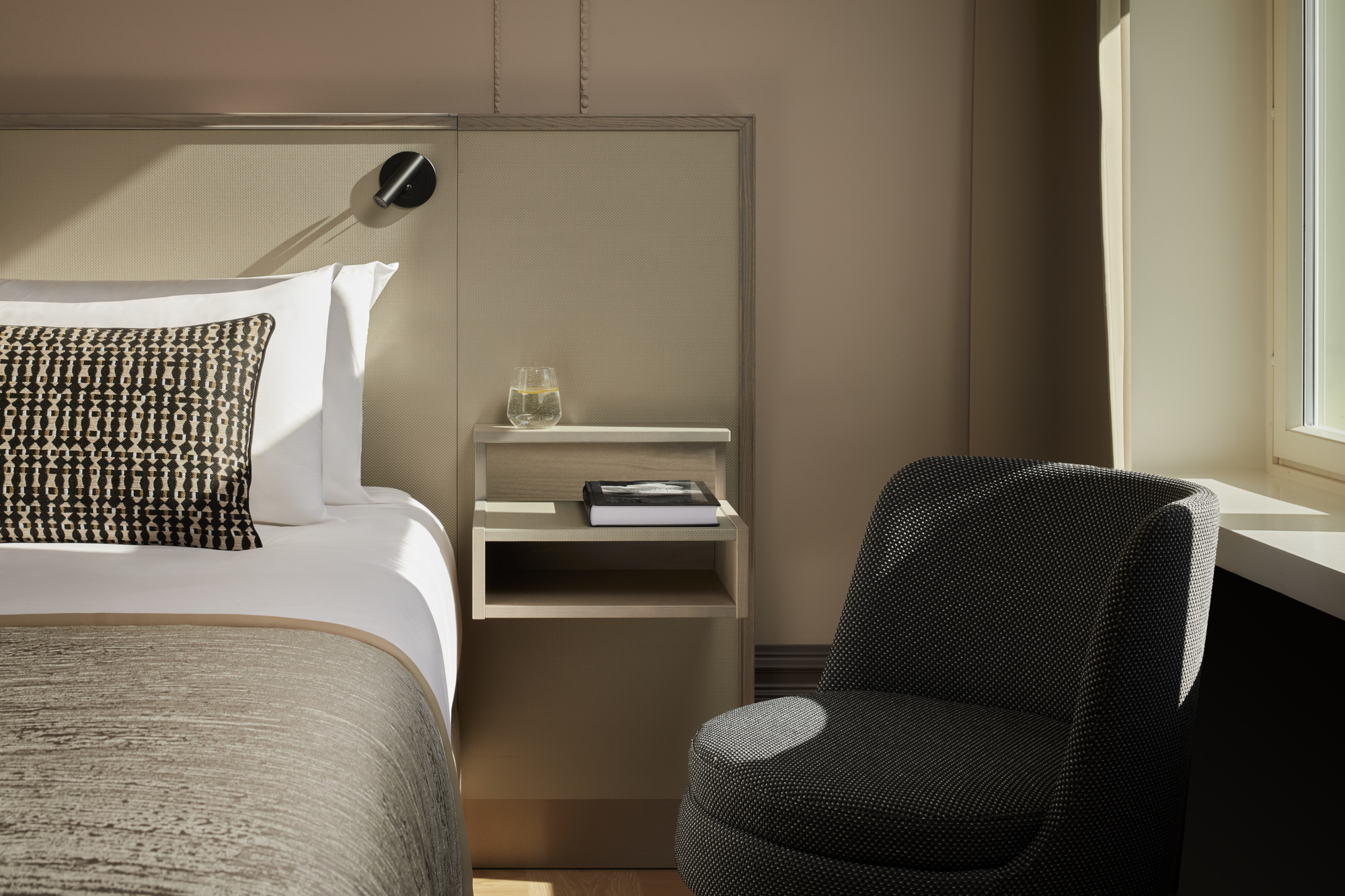 Rooms of the NH Collection Helsinki Grand Hansa