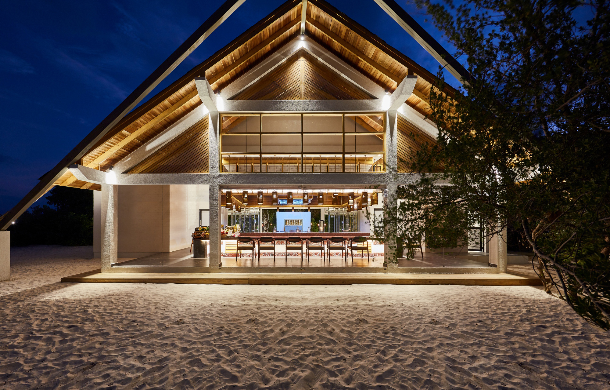 NH Collection Maldives Havodda Resort | Hotel in Gaafu Dhaalu Atoll