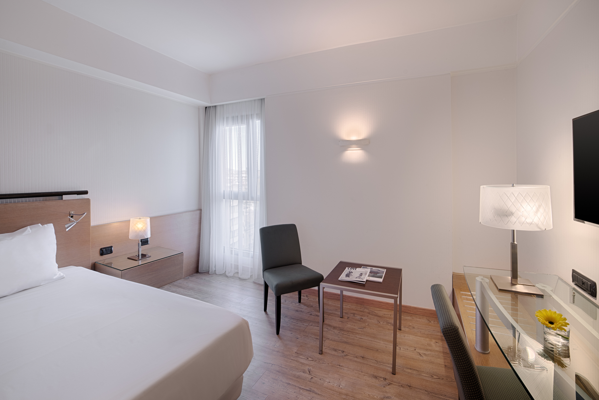 Hotel NH Catania Centro | Up to 25% off | nh-hotels.com