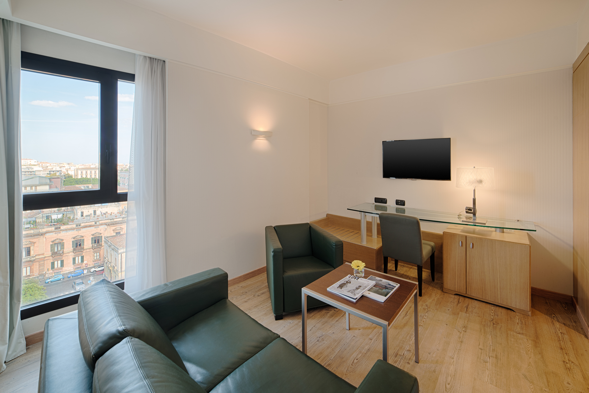 Hotel NH Catania Centro | Up to 25% off | nh-hotels.com