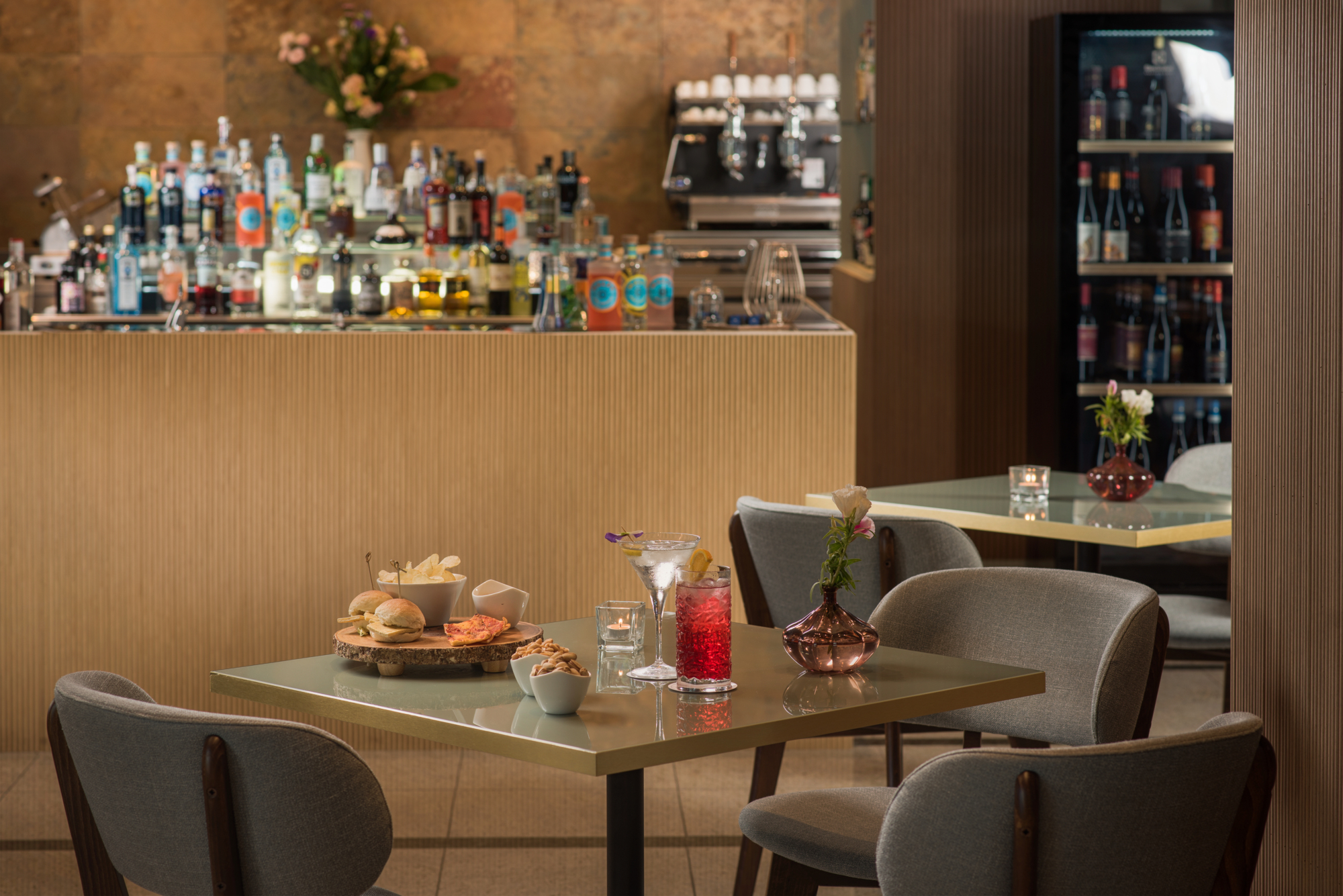 Hotel NH Catania Centro | Up to 25% off | nh-hotels.com